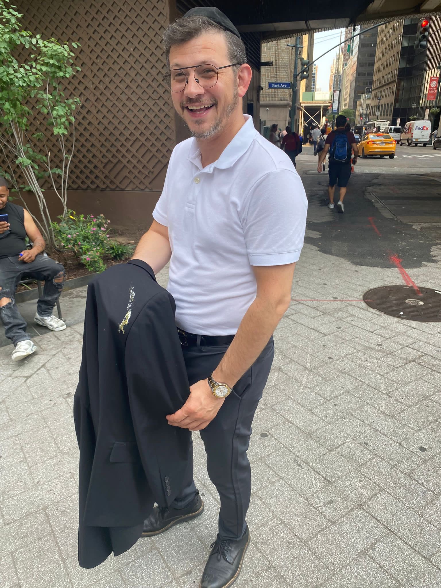 Shulim Leifer 🇺🇦 on Twitter: "I got pooped on and my reaction was to laugh hysterically ...