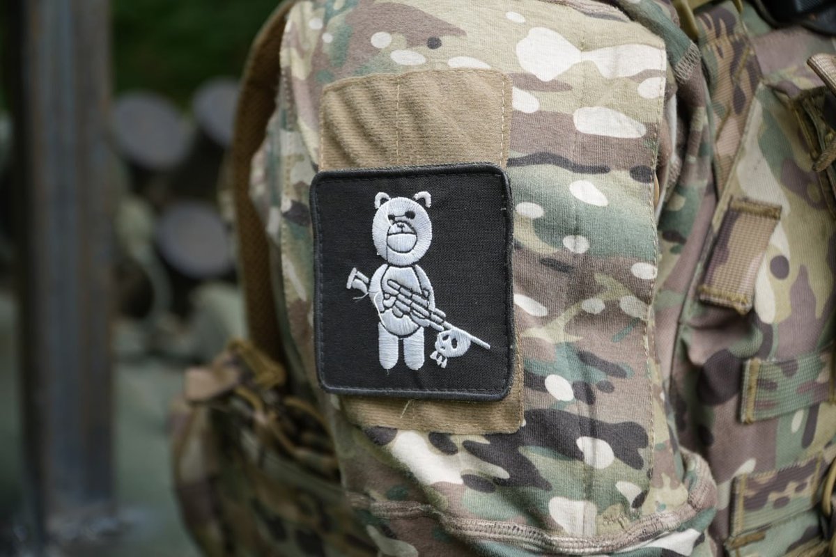 1plus1equals3 🅾️ on Twitter: "17/ morale patches love first one 300-30-3 meme"