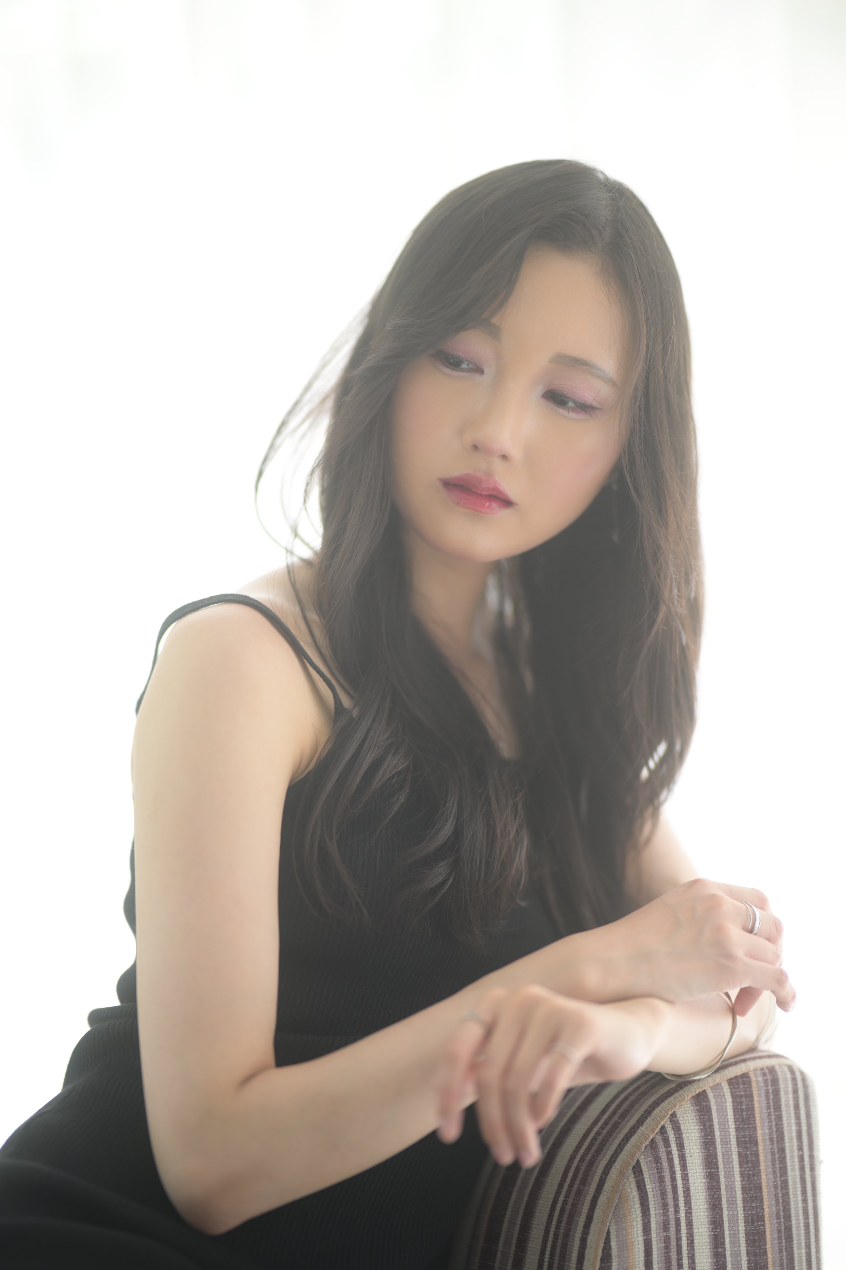 水咲奈々-MISAKI Nana- on Twitter: "KANI「White Premium Mist No.3」使用 model @mirei_0627_ Filter @kani ...