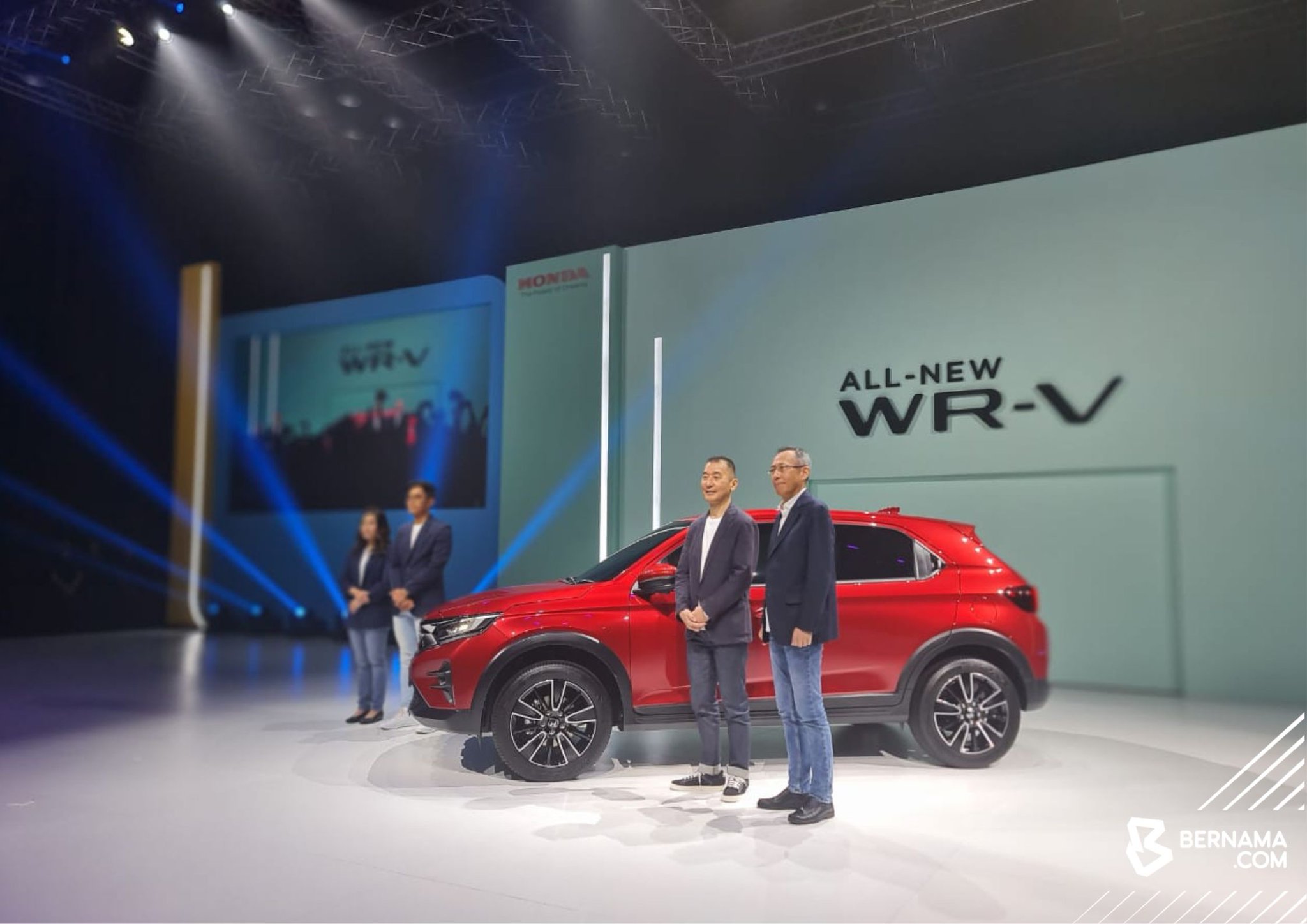 BERNAMA on Twitter: "Honda Malaysia today unveils the all new small SUV WR-V for Malaysian ...