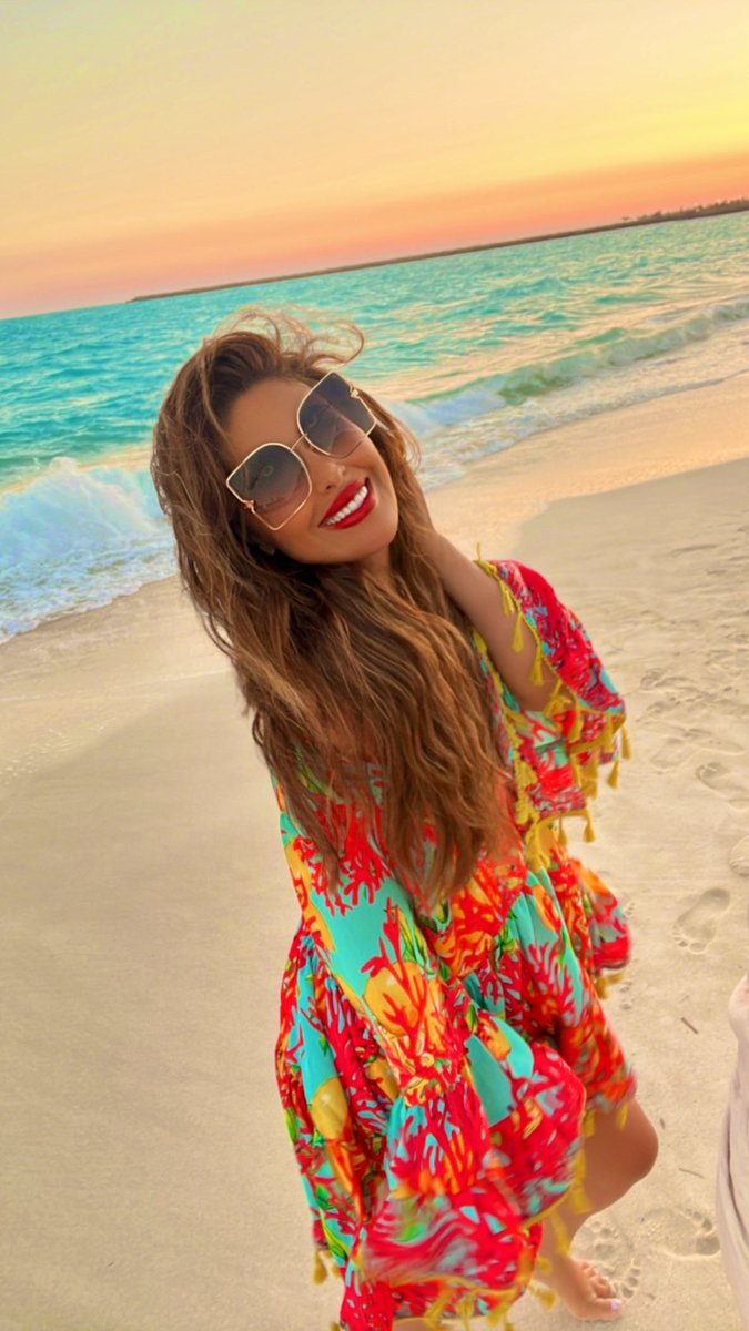 Mai Selim on Twitter: "⛱"