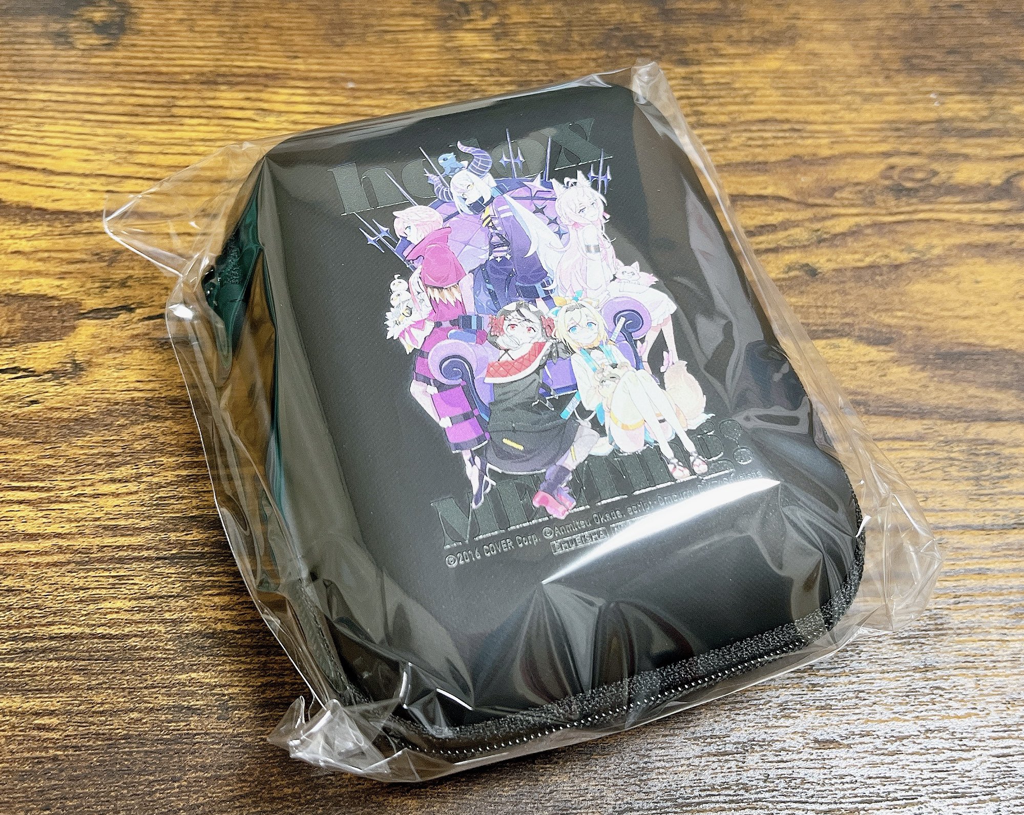 Raku on Twitter: "ホロックスみーてぃんぐ！のポーチ当選したよ〜！！！嬉しすぎる🥰 家宝にします #みてみていろは殿 https://t.co/5aREHrp7oh ...