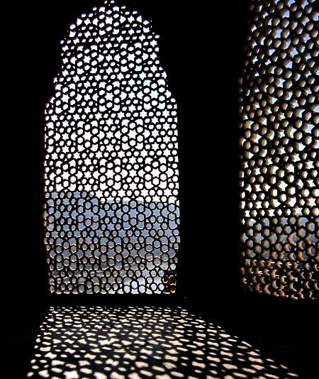 Jali, an exquisite Indo-Islamic & Mughal architectural feature, is a ...