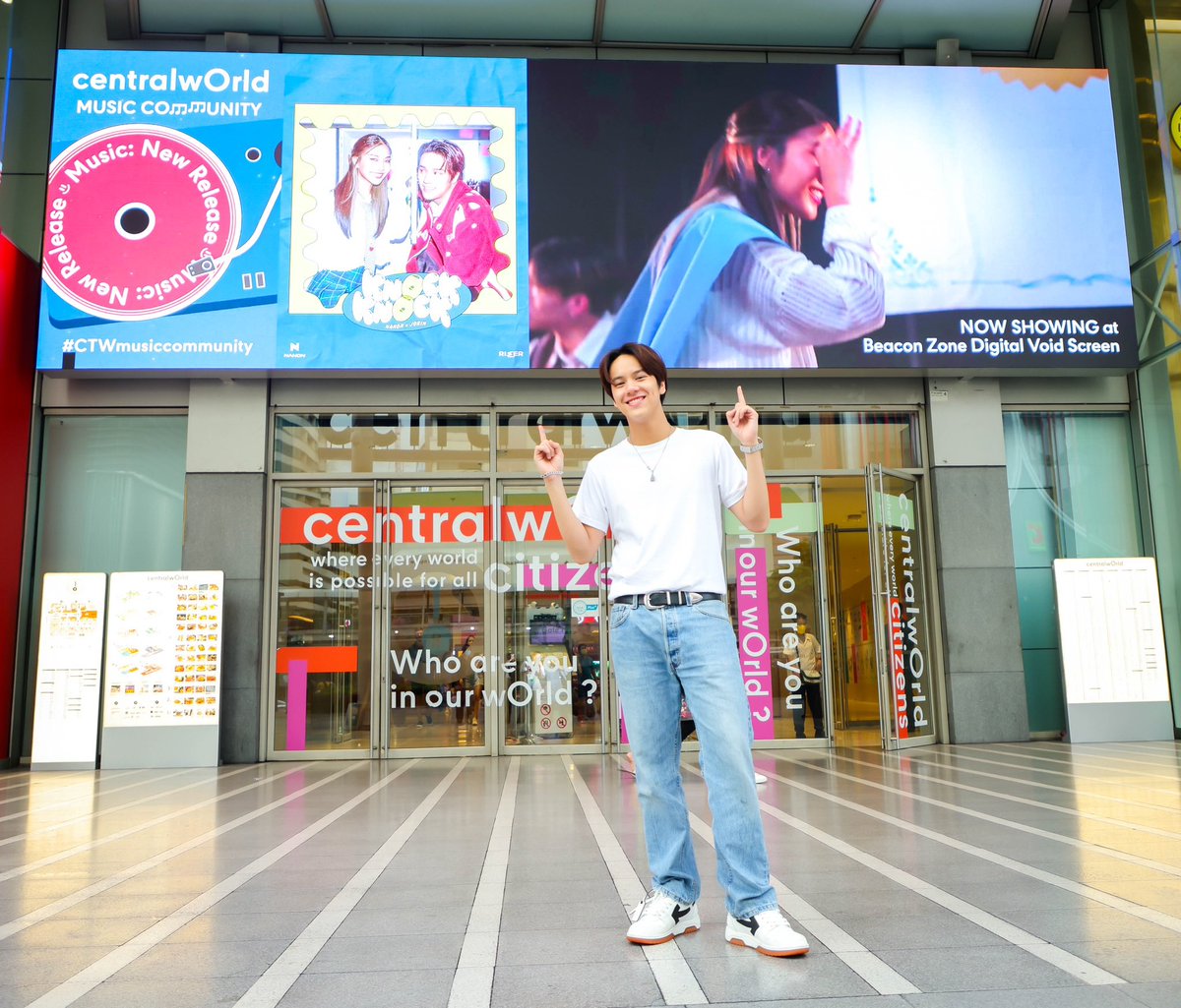 นนนไดอารี่ 🐍🐅 on Twitter: "RT @centralwOrld: นนน ชวนทุกคนมาฟังและชม MV เพลง Knock Knock เพลงใหม่ ...