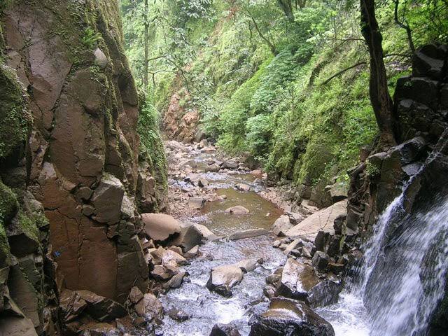 13 July 1660, Ghodkhind-Pavankhind, Kolhapur, Hindavi Swarajya THREAD🧵 ...