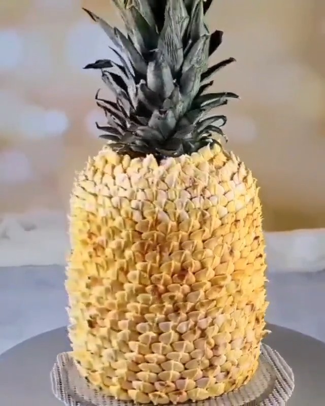 Pineapple Shaped Cake