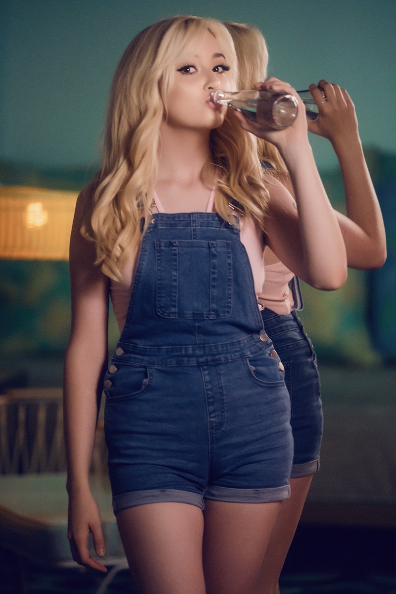 Lexi Lore On Twitter Its Hot In Southern California Time To Drink Some Extra Water 💦