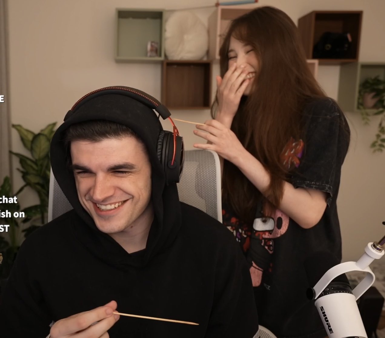 kay .࿔• on Twitter: "THEY- THEY- THEYRE MATCHING AGAIN 😭😭😭💗💗💗🌟🌟🌟 https://t.co/VaZLHYOTEe" / Twitter