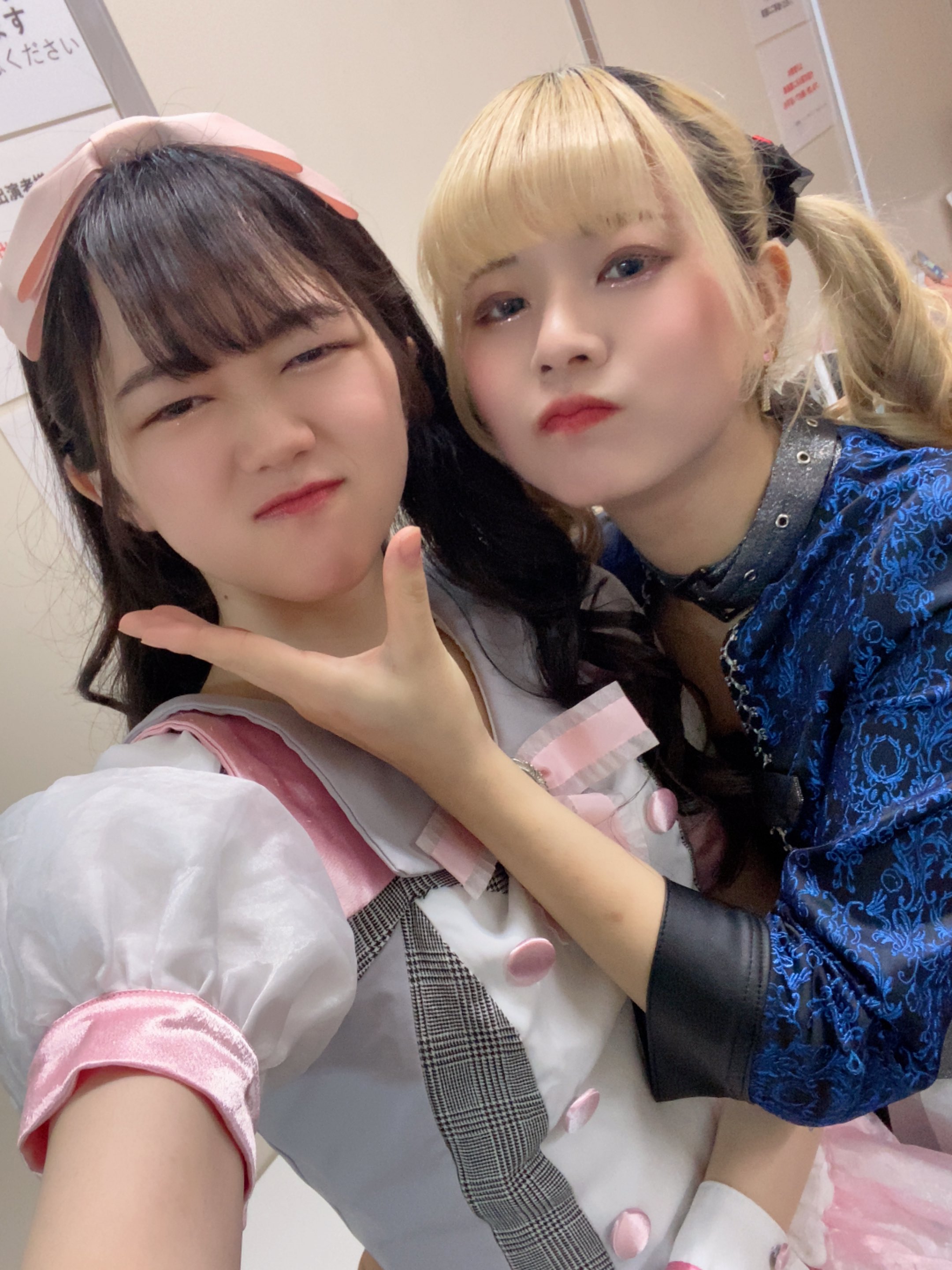 姫野リオ🩷Linaria💖8/28(月)2ndワンマン新宿ALTA KeyStudio on Twitter: "おはまーす！ 金曜日！1週間あっという間やな〜〜早すぎてびっくりです😧 明日は ...