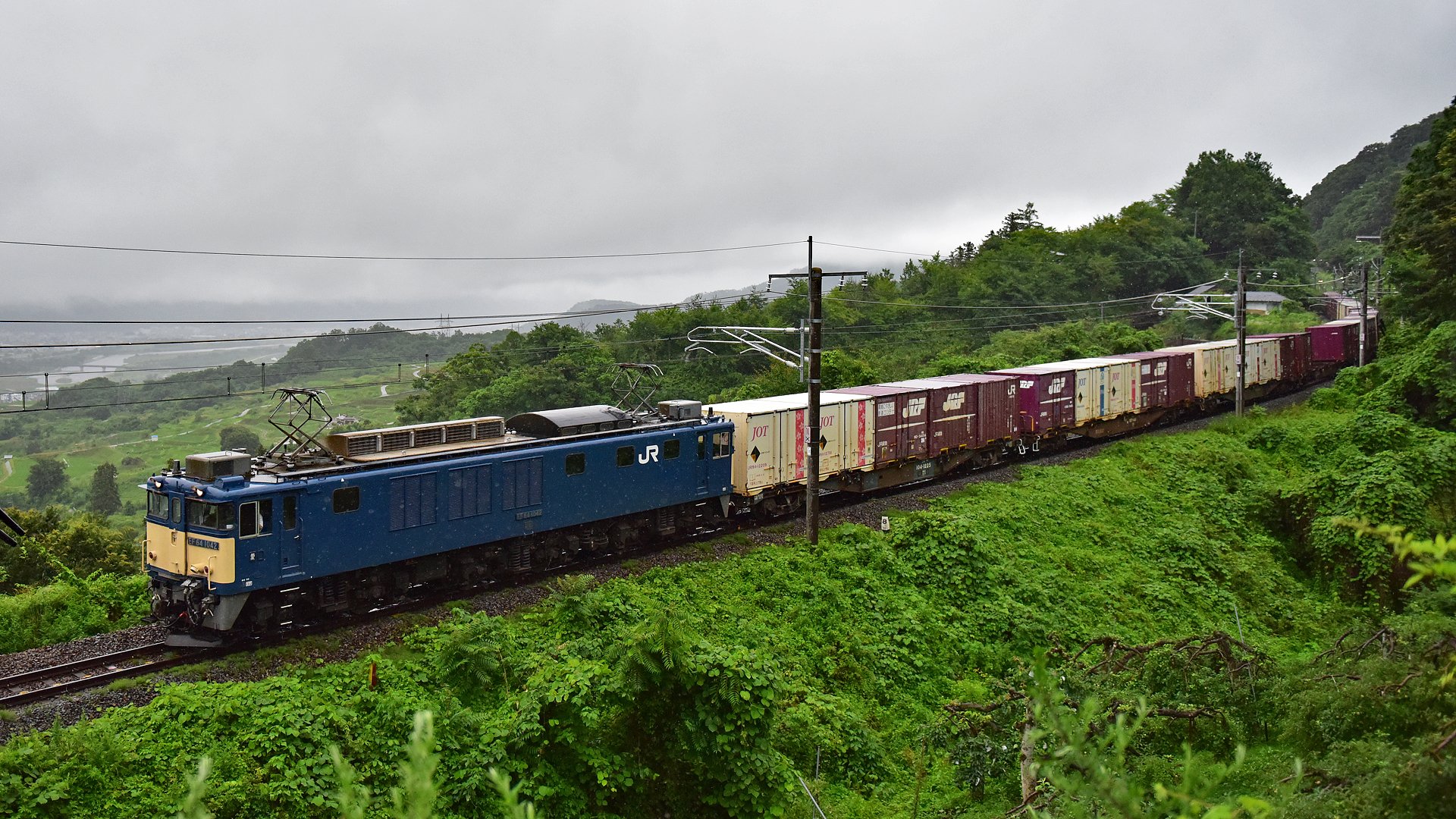 反町（たんまち） on Twitter: "2023.7.1 篠ノ井線 83レ EF64 1042 + コキ 天気が悪くなかなか篠ノ井線らしい場所で撮れずに終了。 https://t.co ...