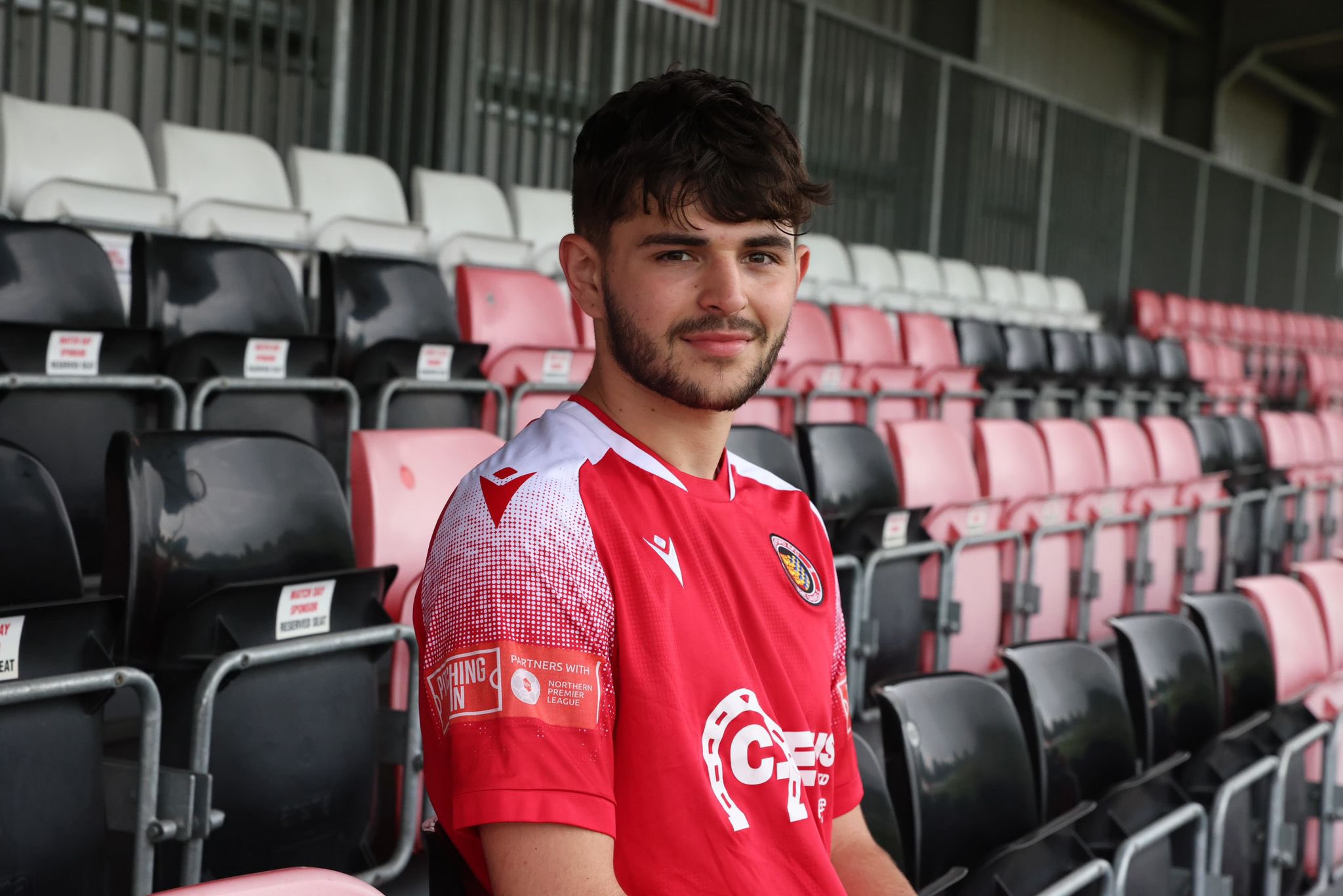 Stamford AFC on Twitter: " 🏼𝗠𝘂𝗻𝗻𝘀 𝘀𝗶𝗴𝗻𝘀 𝗗𝗮𝗻𝗻𝗶𝗲’𝘀 𝗱𝗲𝗮𝗹 We're delighted to welcome Brad Munns to ...