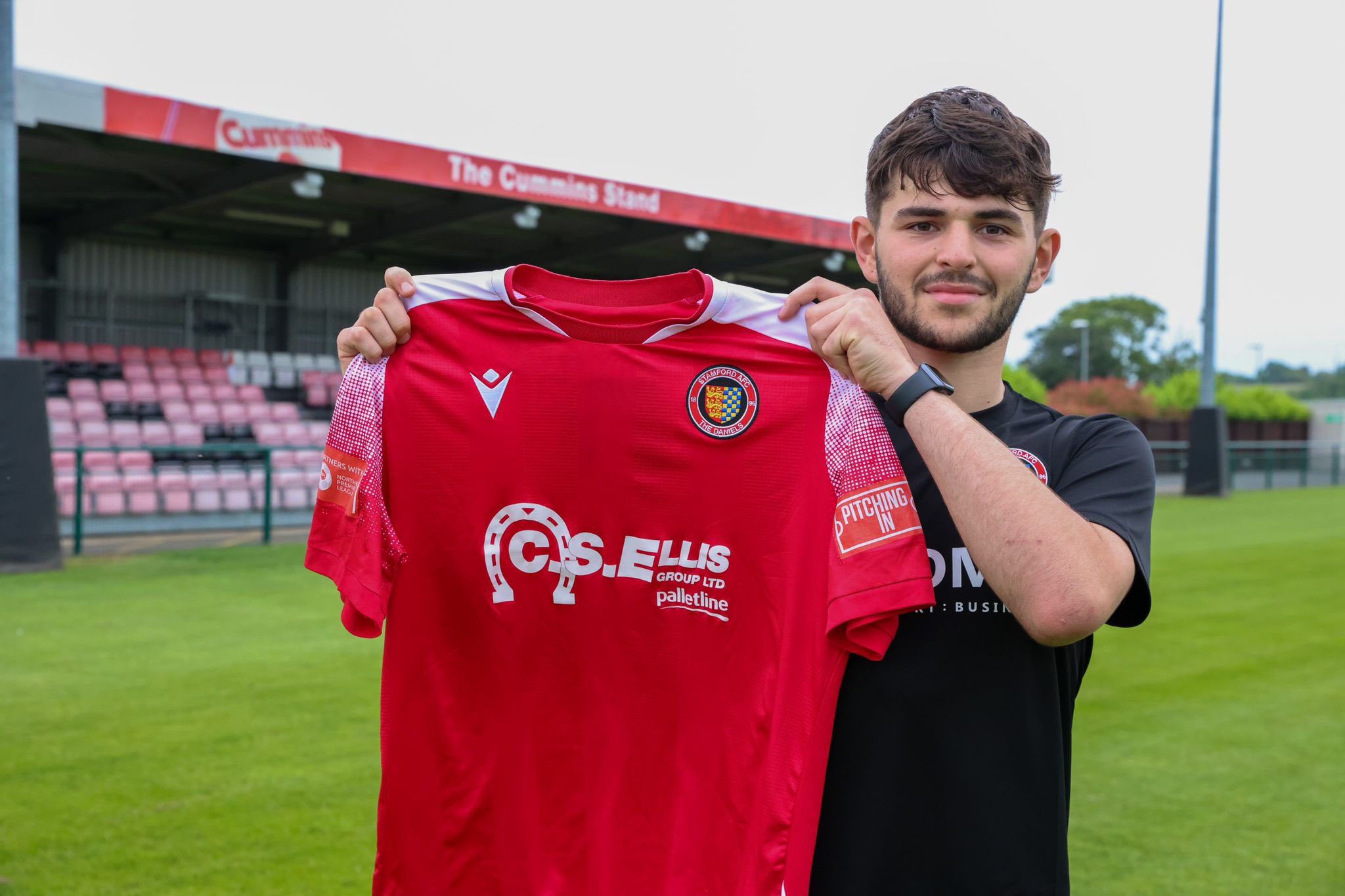 Stamford AFC on Twitter: " 🏼𝗠𝘂𝗻𝗻𝘀 𝘀𝗶𝗴𝗻𝘀 𝗗𝗮𝗻𝗻𝗶𝗲’𝘀 𝗱𝗲𝗮𝗹 We're delighted to welcome Brad Munns to ...