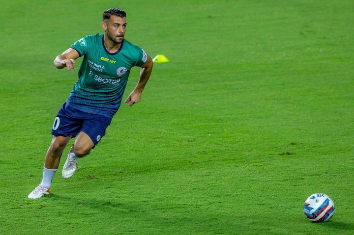 Today's ( 02/07/2023 ) is on the “ French wizard ” of the team " Adnan ...