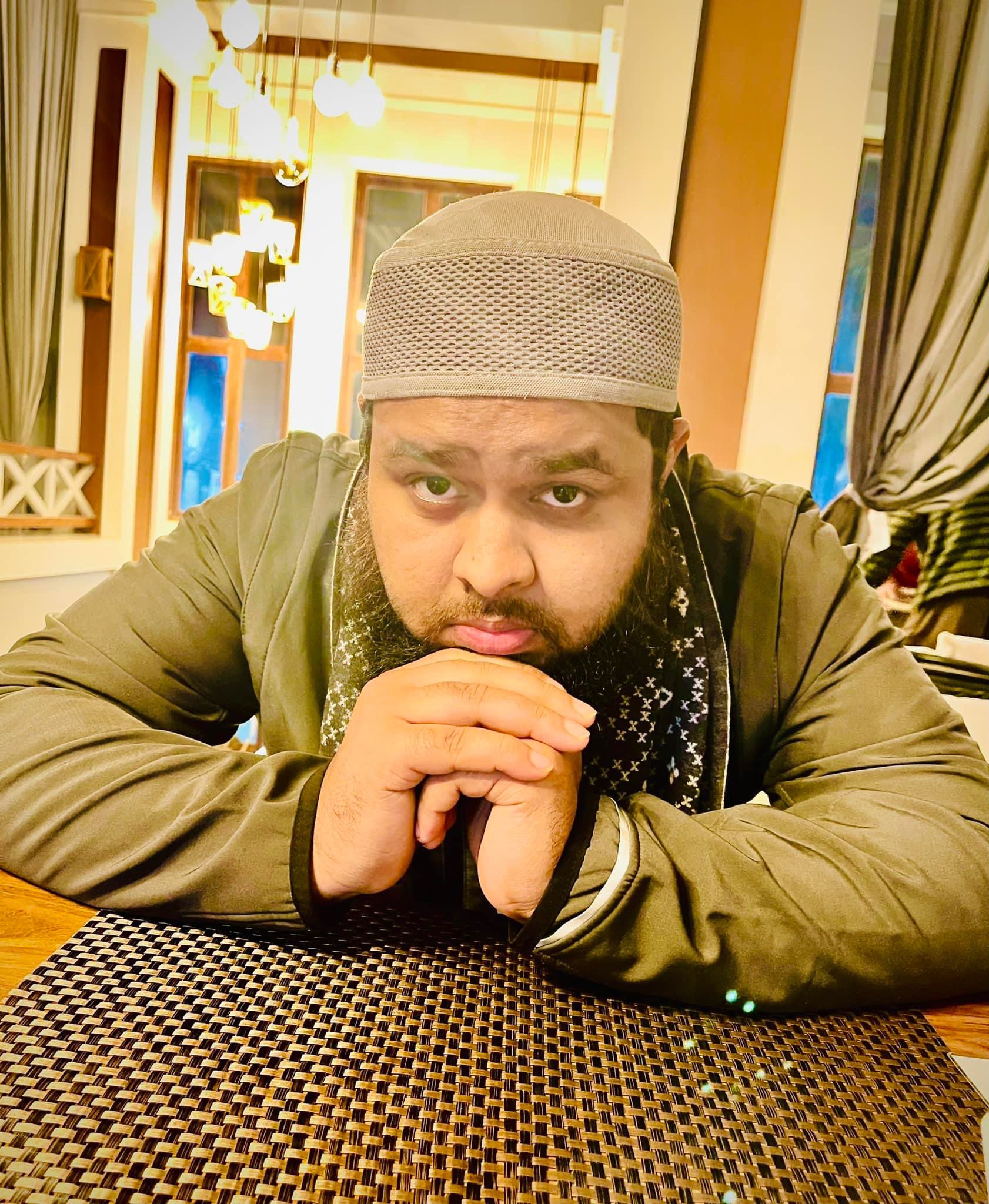 MD Ubaidullah on Twitter: "অনুকরণ নয়, অনুসরণ নয়, নিজেকে খুঁজুন, নিজেকে জানুন, নিজের পথে চলুন ...