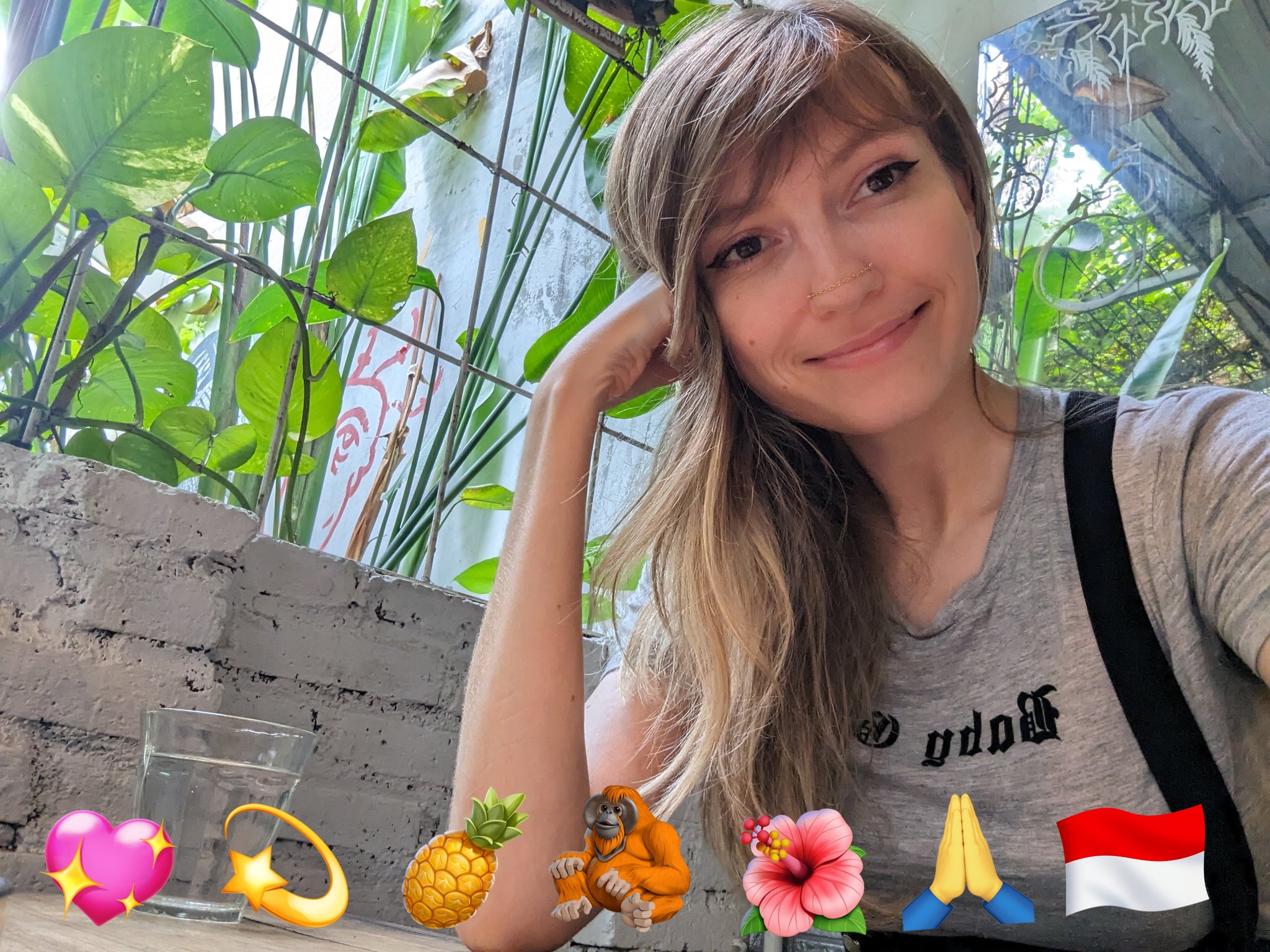 Mynx on Twitter: "Hapi in Bali 🤗🌈 #BaliMajor #WhereLandMeetsSea https://t.co/nVaDPiFkWT" / Twitter