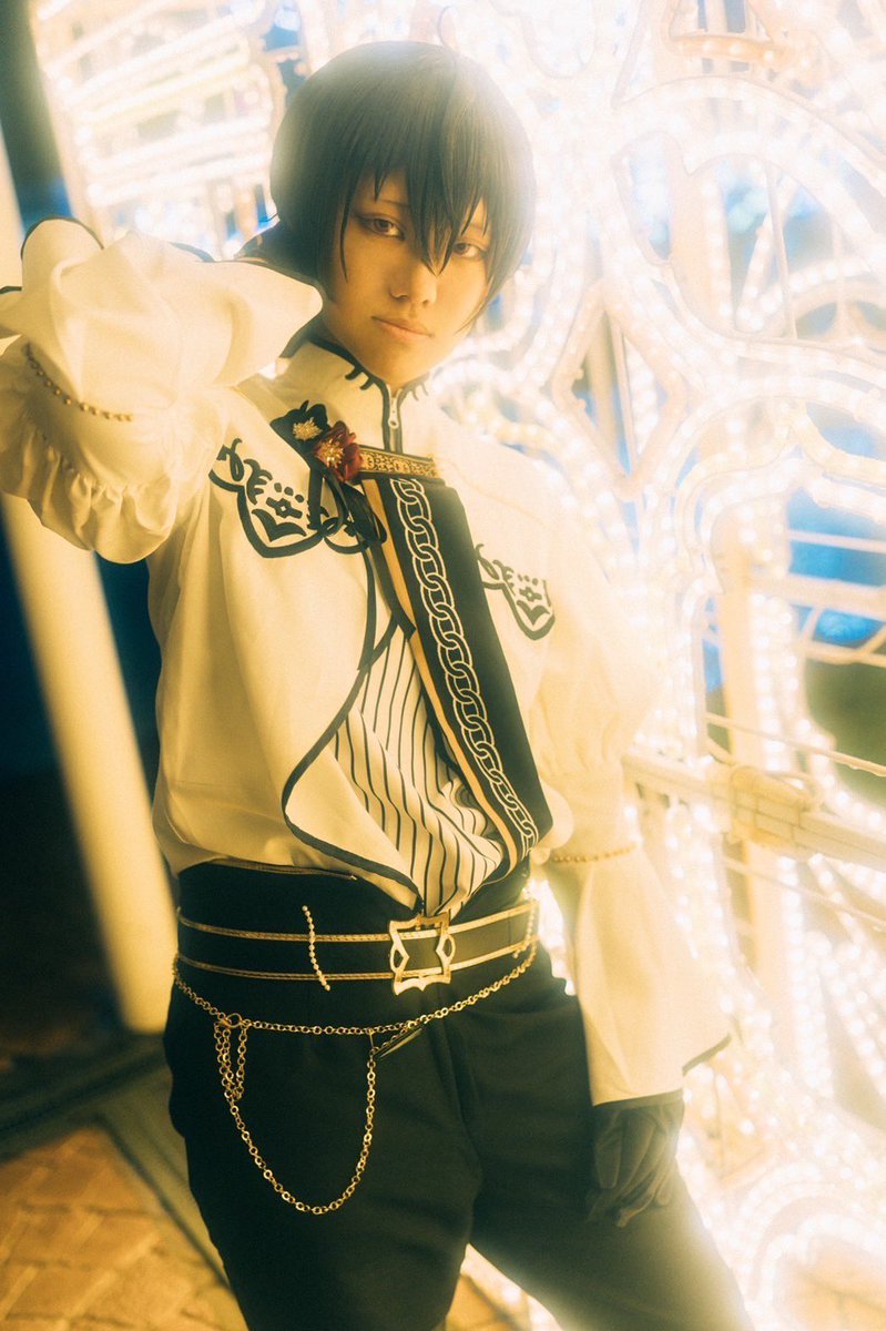 yoru (@khrkrbs) さんのイラスト・マンガ作品まとめ (11 件) - Twoucan