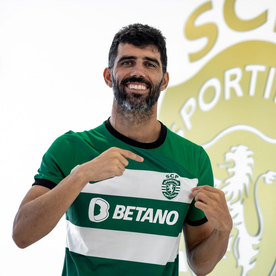 Sporting CP Adeptos on Twitter: " OFICIAL: Luís Neto, defesa central de 35 anos, renova contrato ...