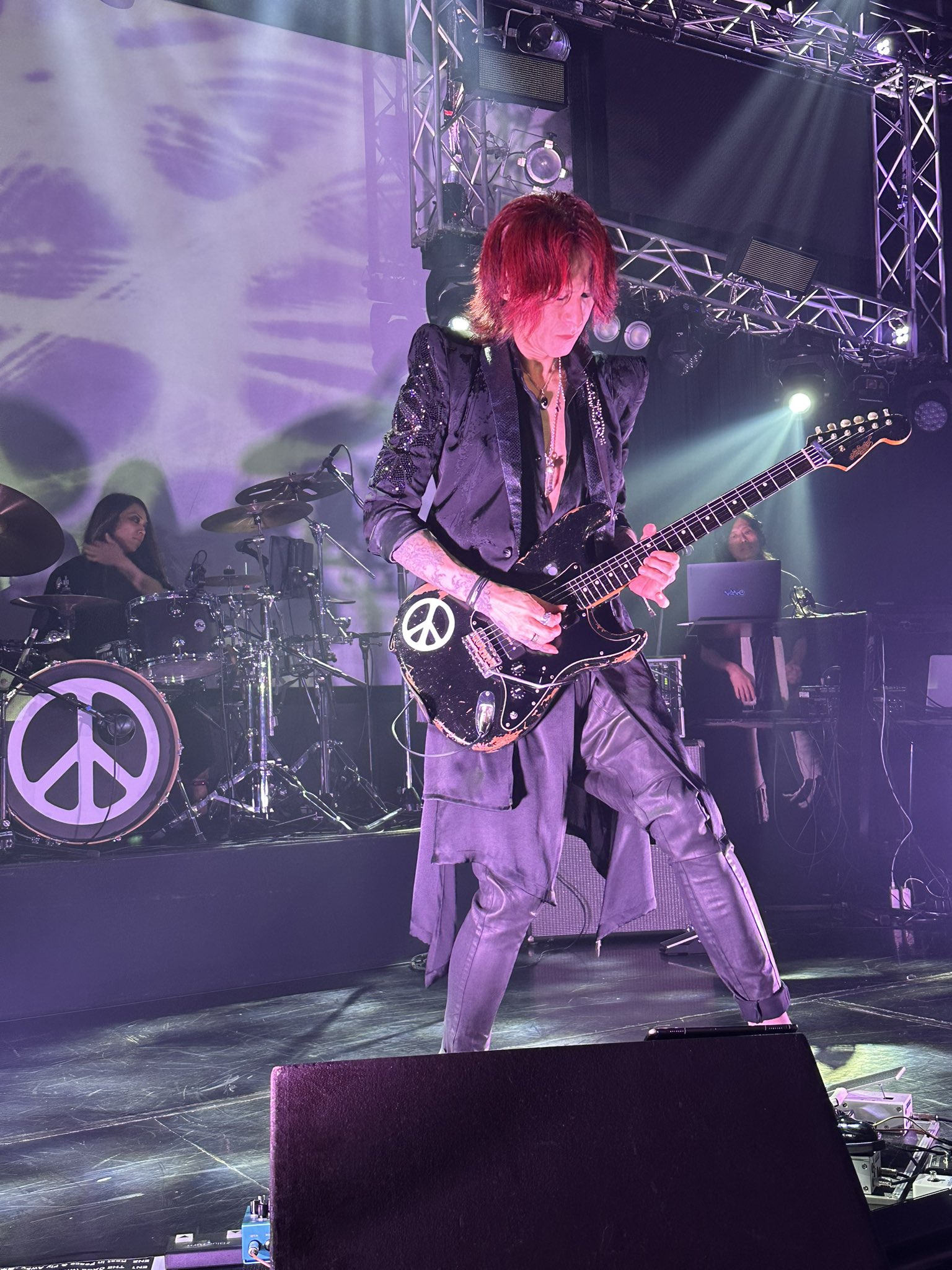 🖖🌻XXX🌻Yuri🌻XXX🌻《PEACE MUST GO ON》 on Twitter: "存在そのものが芸術 ️ @SUGIZOofficial #SUGIZO TOUR 2023 ...