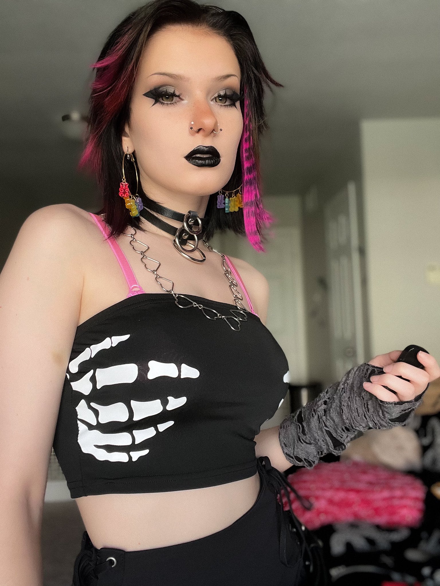 𝕭𝖚𝖓𝖓𝖎 𝕷𝖞𝖓𝖓 On Twitter Pov We Made Eye Contact Lkouyow4c1