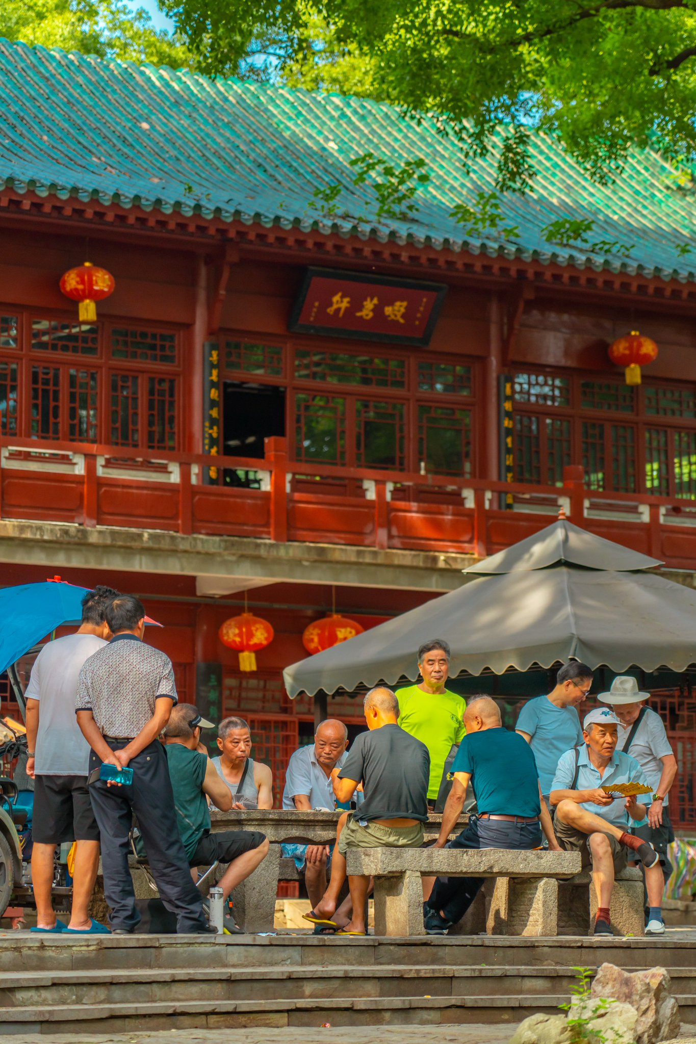 Visit Wuhan on Twitter: "Outside the Chuo Ming Xuan (啜茗轩) teahouse in Jianghan District (江汉区 ...