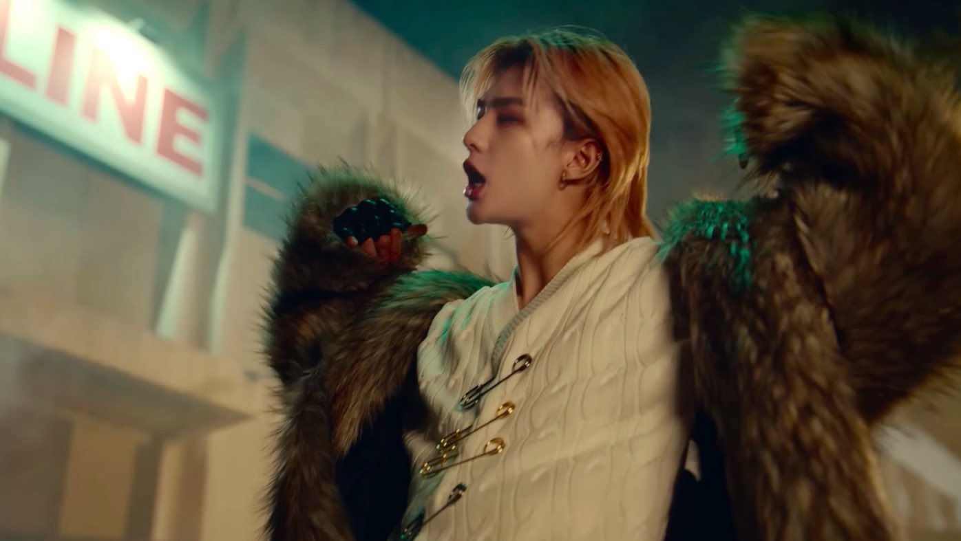 Stray Kids International 🌐 on Twitter: "Stray Kids "TOPLINE (Feat. Tiger JK)" M/V has now ...