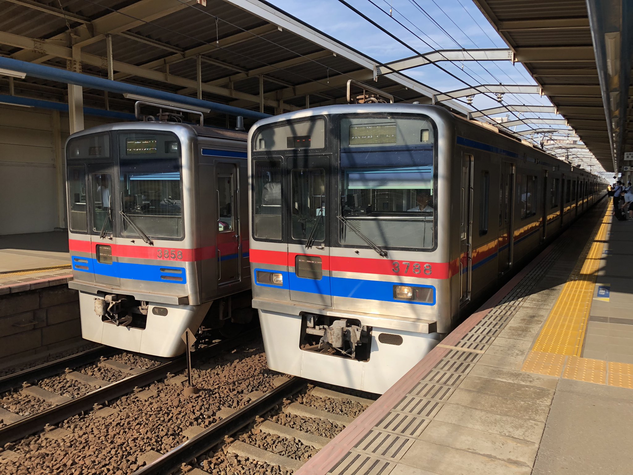 KBN総合車両センター (獣カン) on Twitter: "#これを見た人も同形式異形態の写真を貼れ 京成3700形 https://t.co/bAnTsshwre" / Twitter