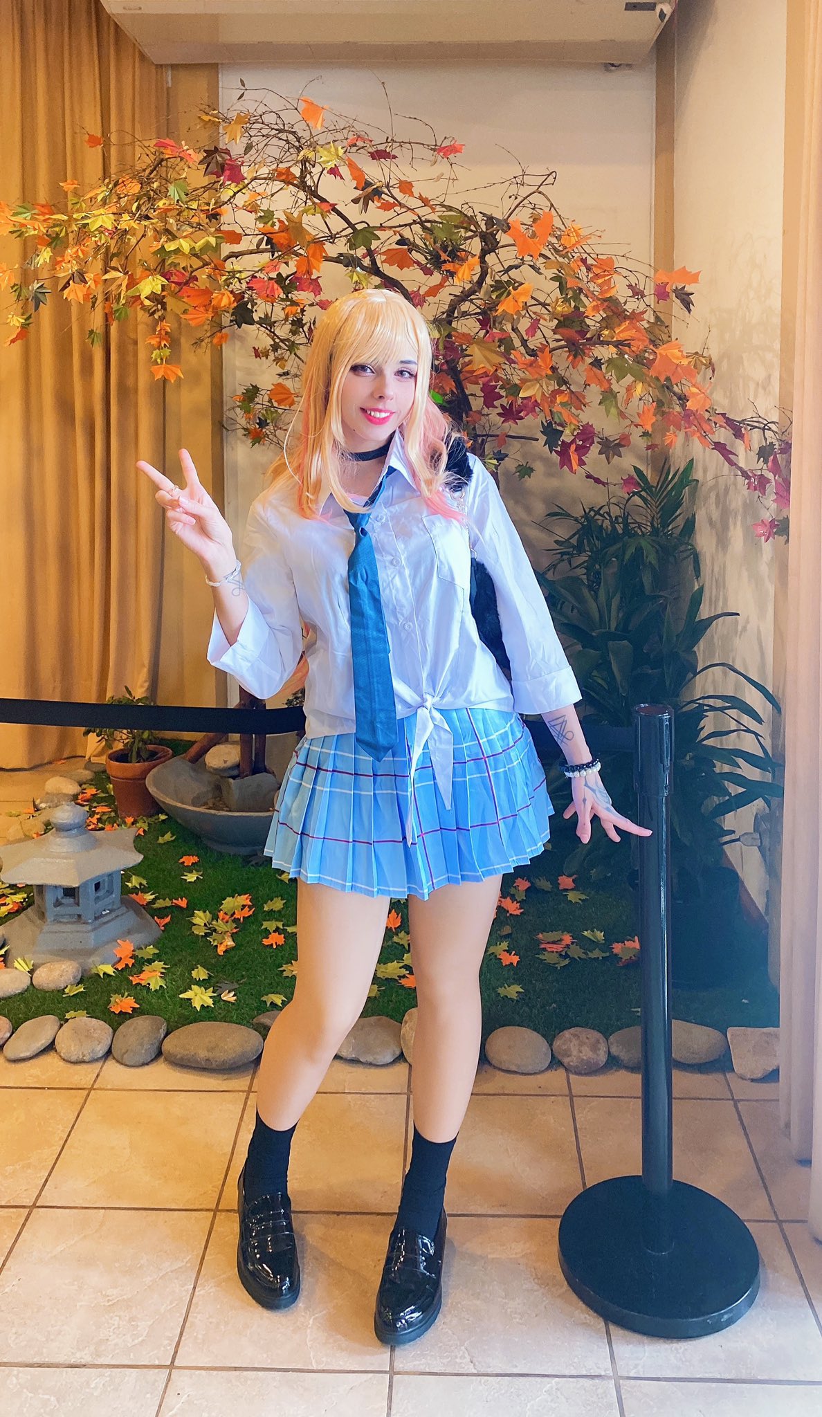 🍑yuzuki🍑 Check My Links 😈 On Twitter Just Posting Some Cos Selfie That My Friend Took Me On A