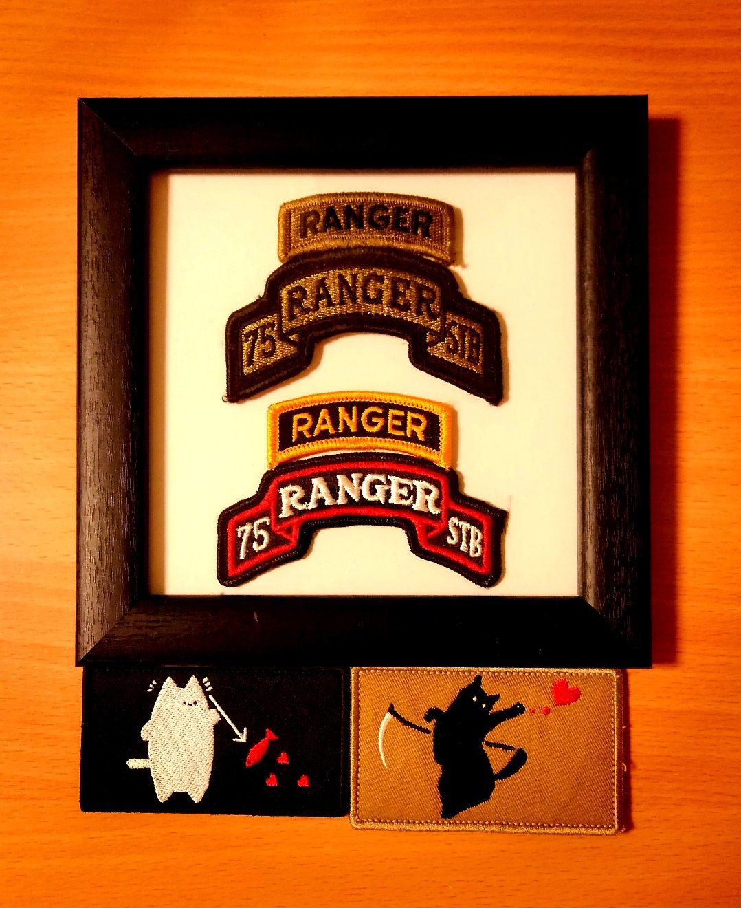 けろ on Twitter: "#フォロワーの8割が経験したことないこと 自己満足で飼い猫をモデルにパッチを作っていたある日、映画ブラックホーク・ダウンを見ていると、DMでモガディシュの戦闘に ...