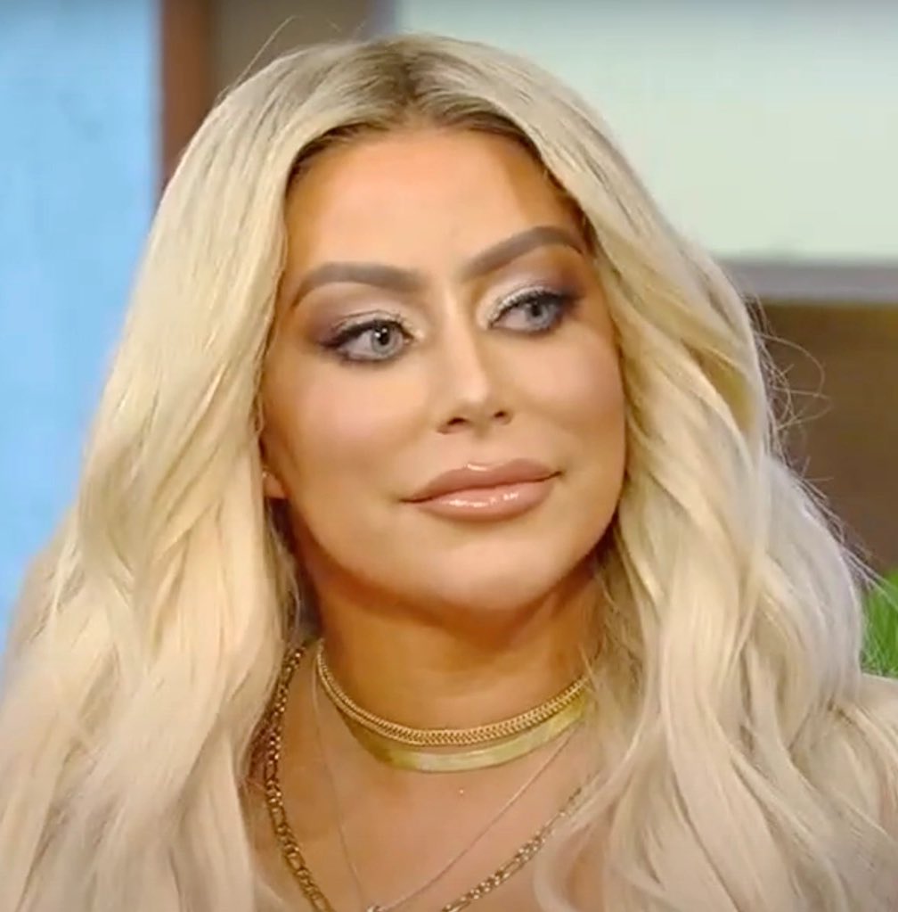 Mike Sington On Twitter Aubrey Oday Reveals On Mea Culpa Podcast She Had An Affair With