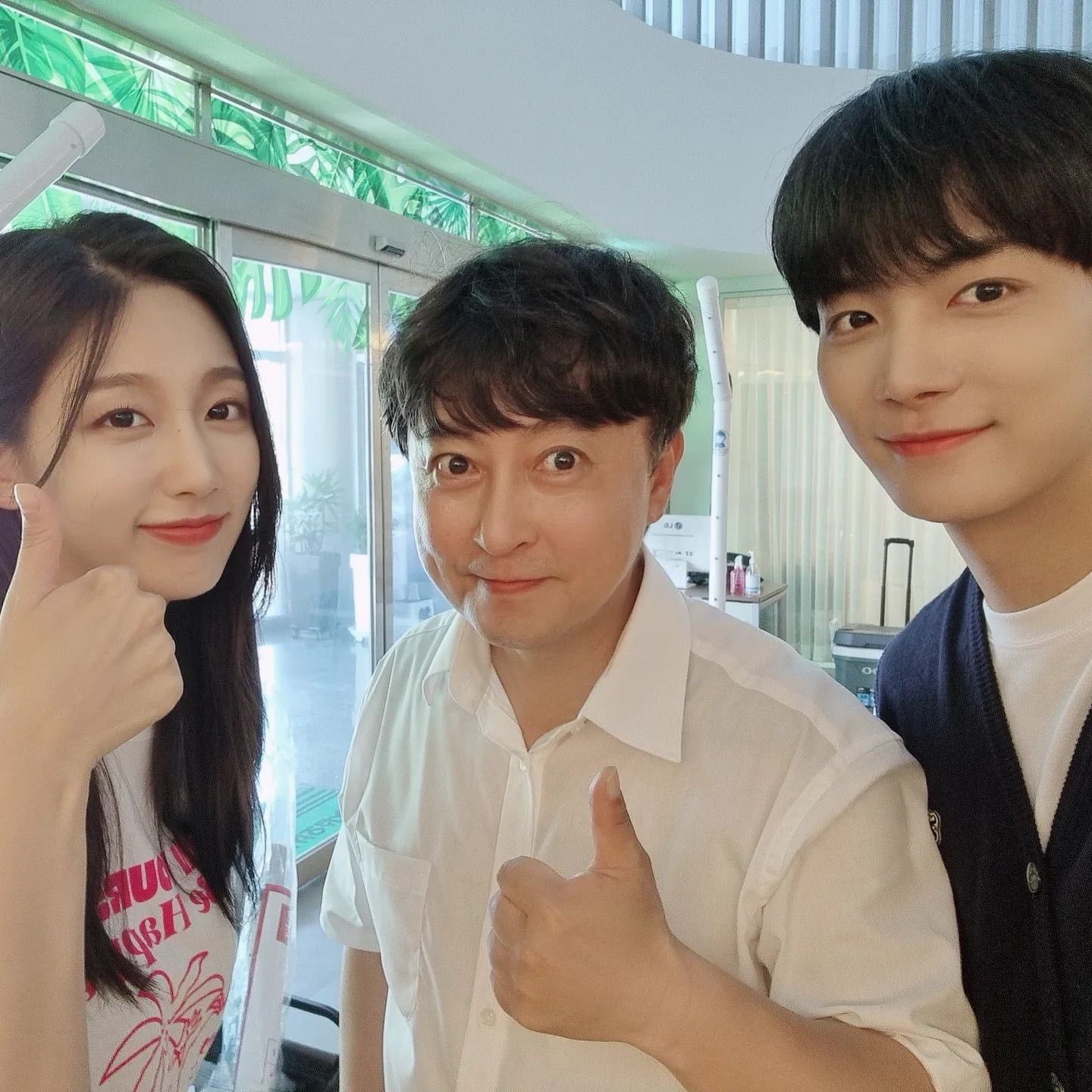study JONGHYEON on Twitter: "Kim Jonghyeon with Lovelyz Jeong Yein and actor Noh Jinwon. It was ...