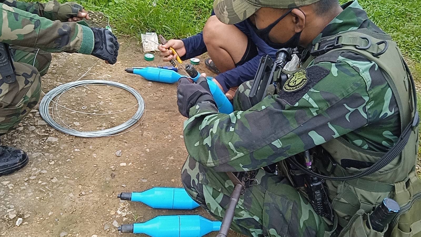 Khit Thit Media on Twitter: "“ဘယ်ဒရုန်းမှ လာလို့ မရစေရဘူး”ဟု ကြွေးကြော်နေသည့် ခလရ-၂၈၃ တပ်ရင ...