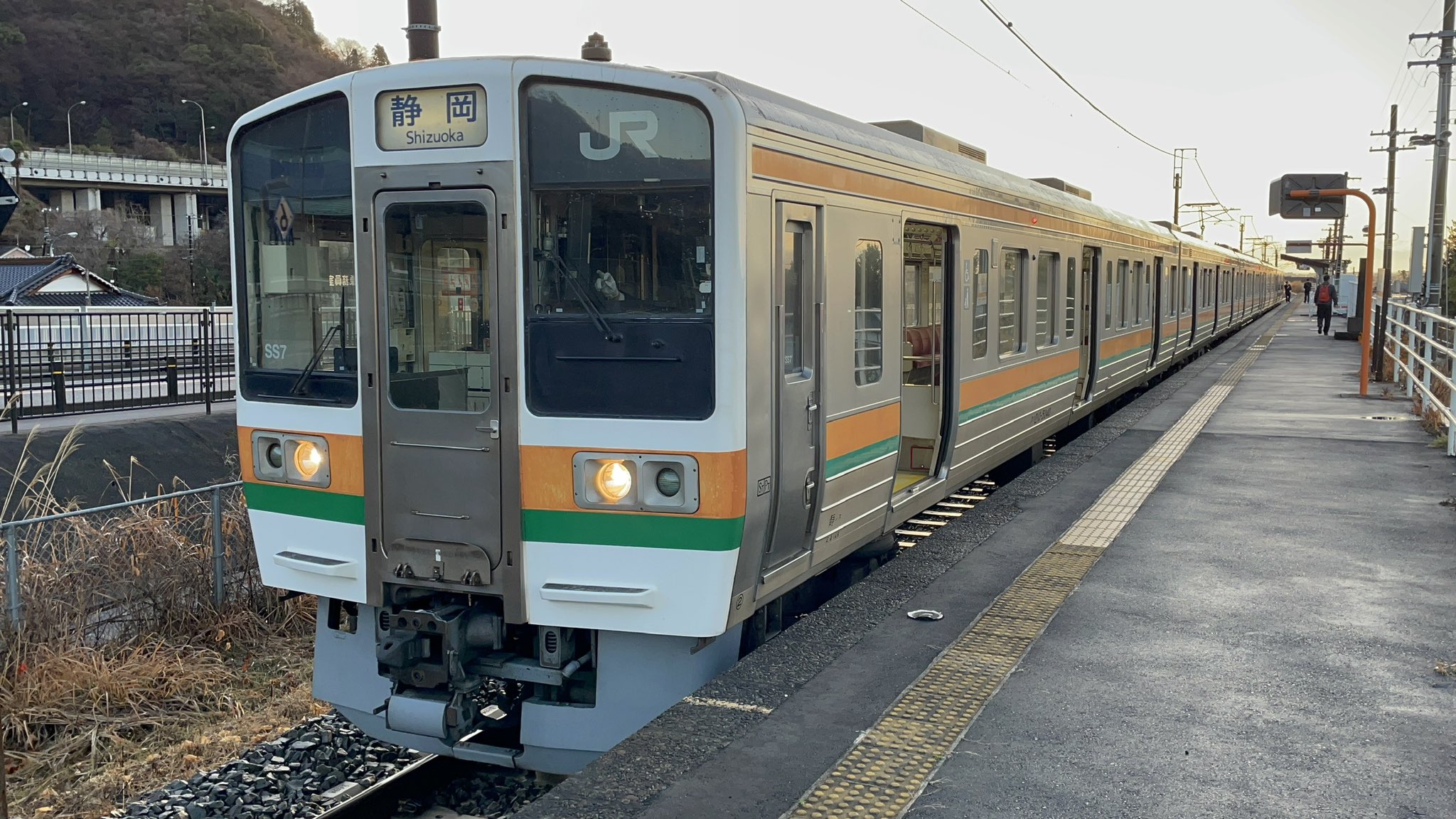 ハロ鉄Acty'23@mm'22小田湘南線©︎💉💉💉💉 on Twitter: "大菅踏切事故の原因となったのはダンプカーの過積載が原因だったが、大菅踏切事故から3年後の1995年に御殿場線で ...