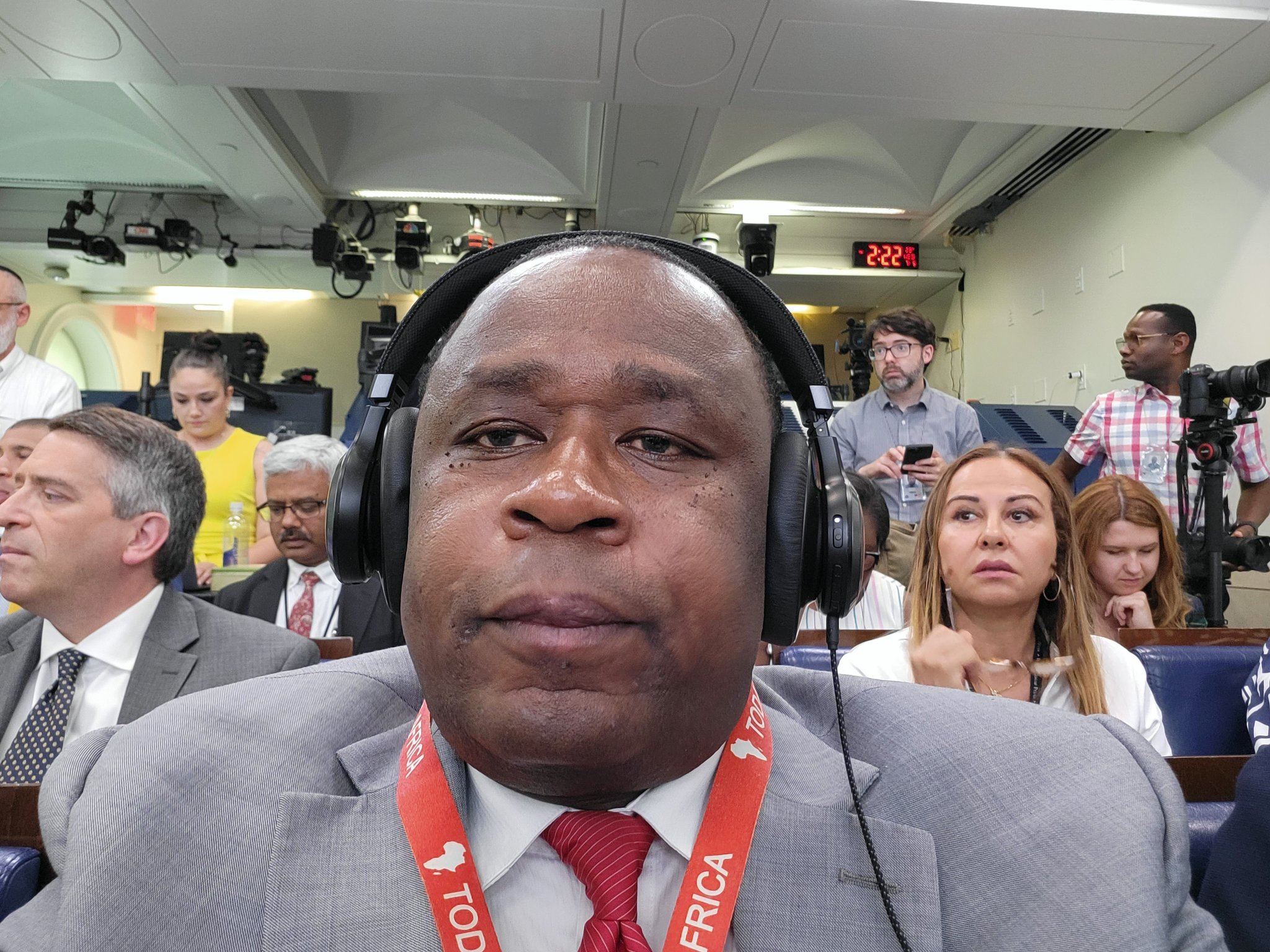 Simon Ateba on Twitter: "At the @WhiteHouse for a press briefing by @PressSec Karine Jean-Pierre ...