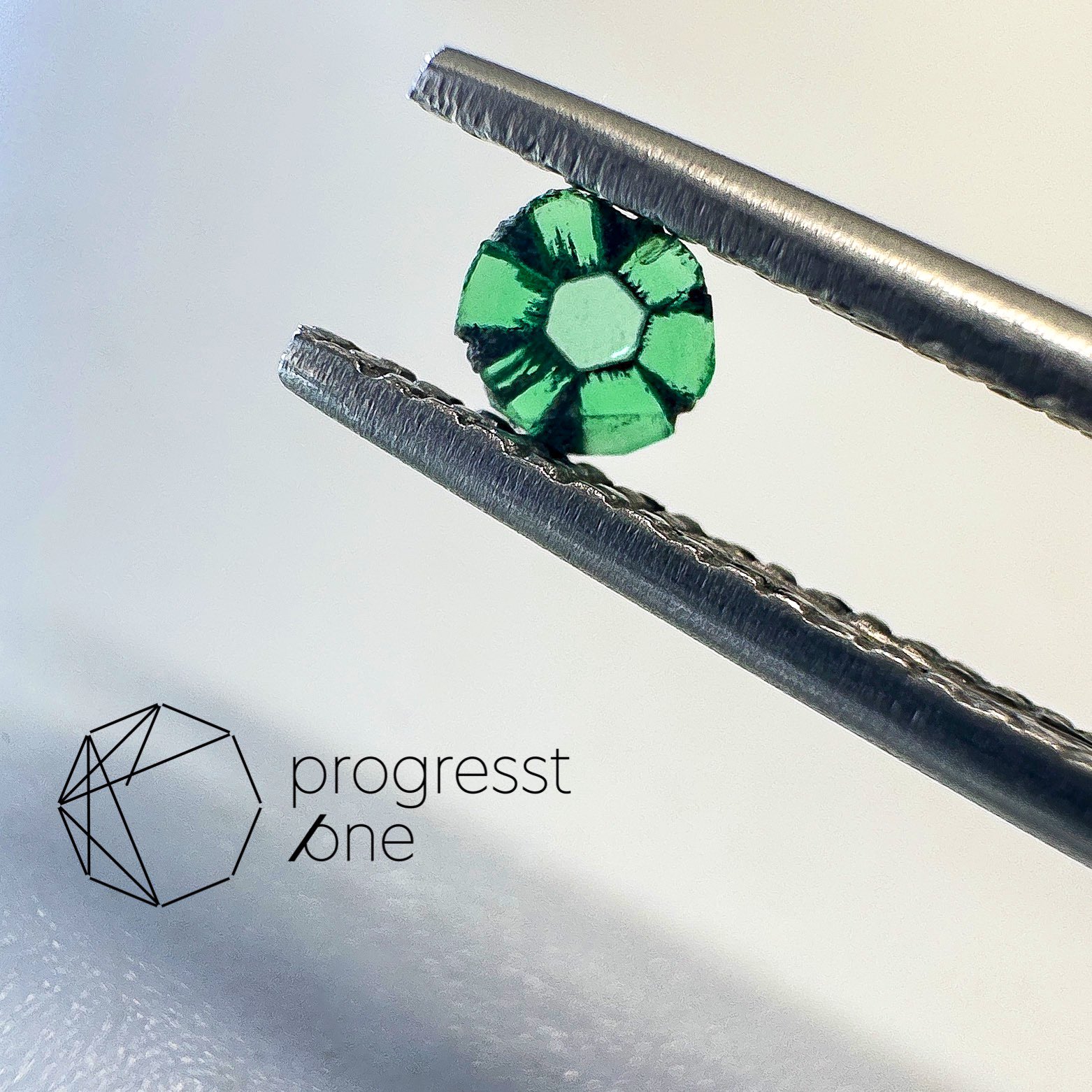 progresstone on Twitter: "法皇の緑 ️ ️ ️ ️ ️ ️ ️ ️ ️ ️ ️ ️ BASE 07/07 21:00～ #トラピッチェエメラルド ...