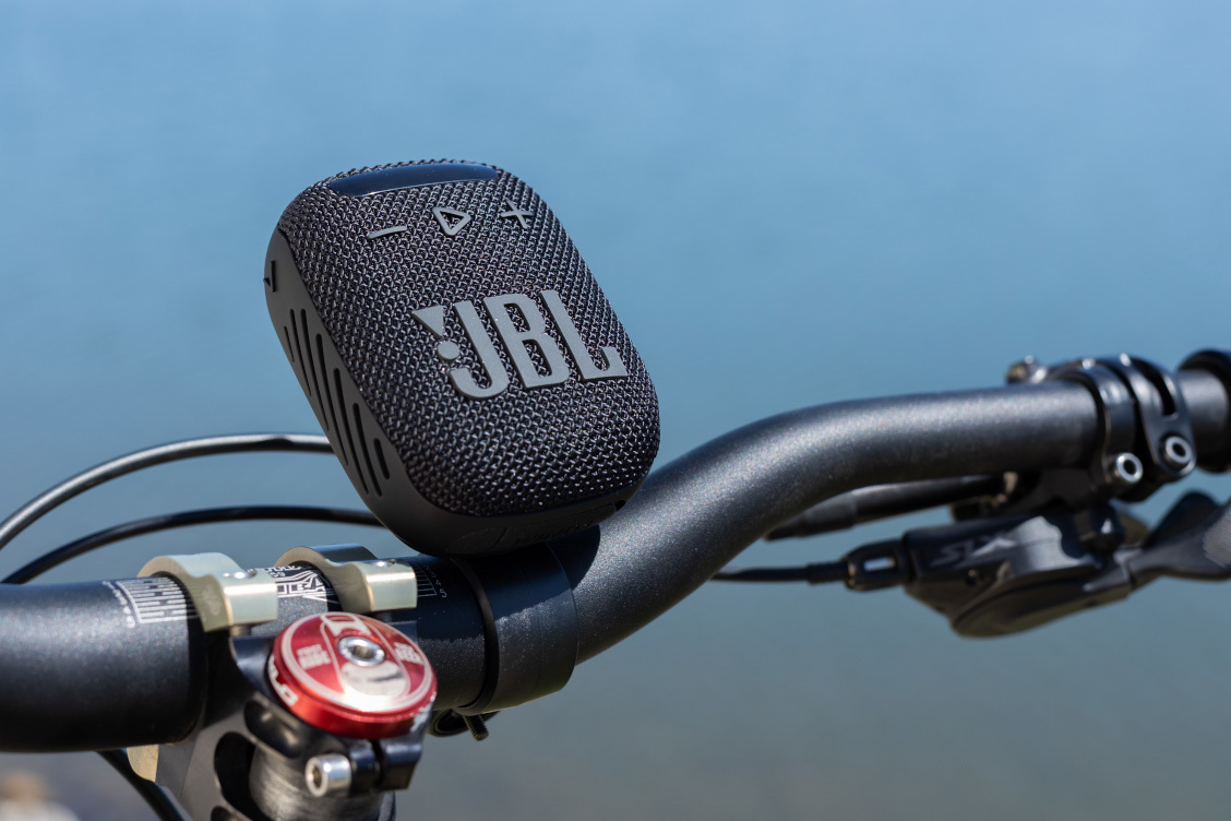 PHILE WEB on Twitter: "JBL、自転車のハンドルに取付可能なポータブルスピーカー「JBL WIND 3」 https://t.co/Lb9zbLiZ6w https ...