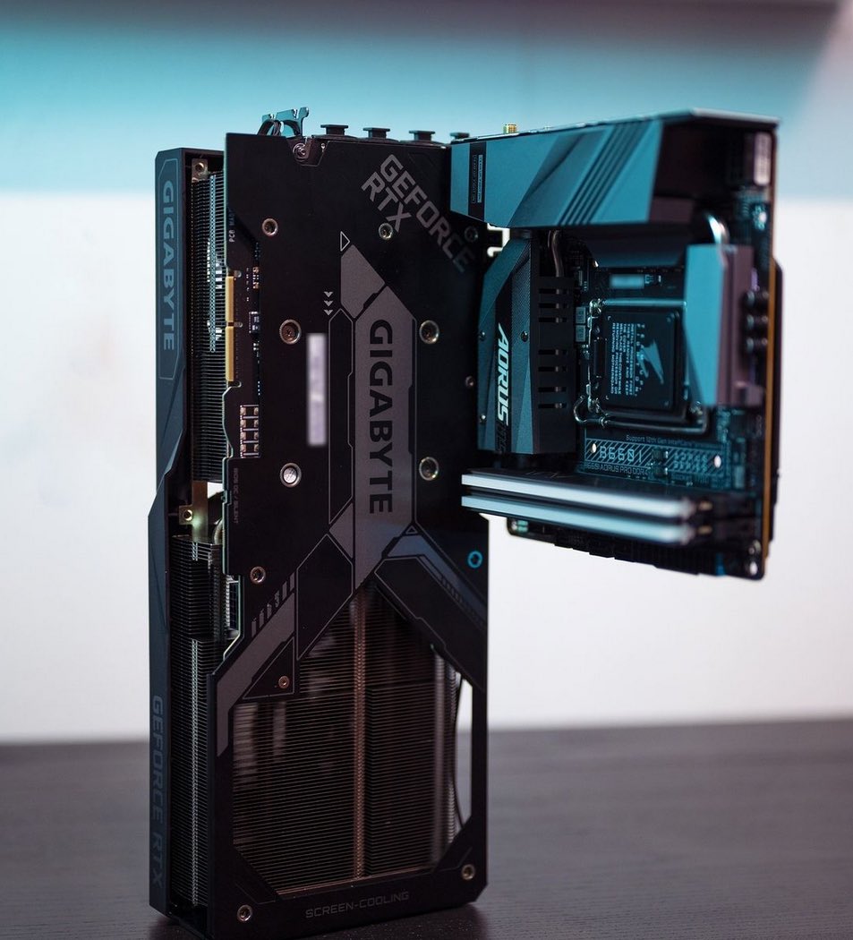 AORUS on Twitter: "GPU POV: I am the captain now 🏴‍☠️ Jokes aside, the B660I AORUS PRO is a well ...