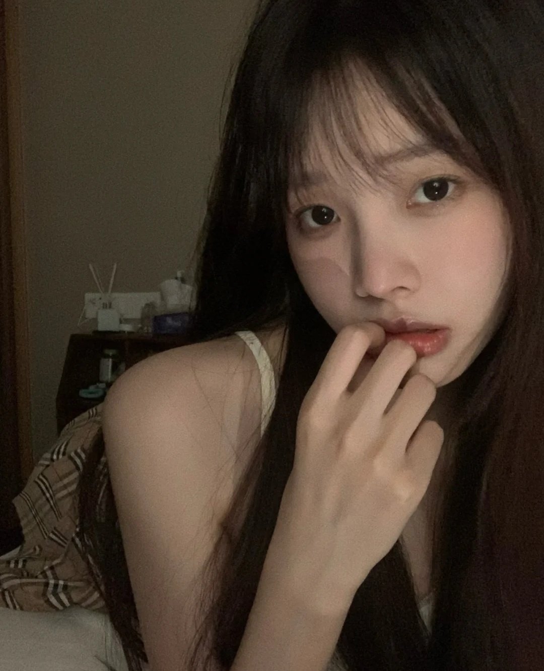 母狗集中地 on Twitter: "坐标杭州 高质量新稿 纯欲反差 @cuteeeee11 @ZHOUSHUREN_ @RR750918 @tuleibacui @Cute_Wenji ...