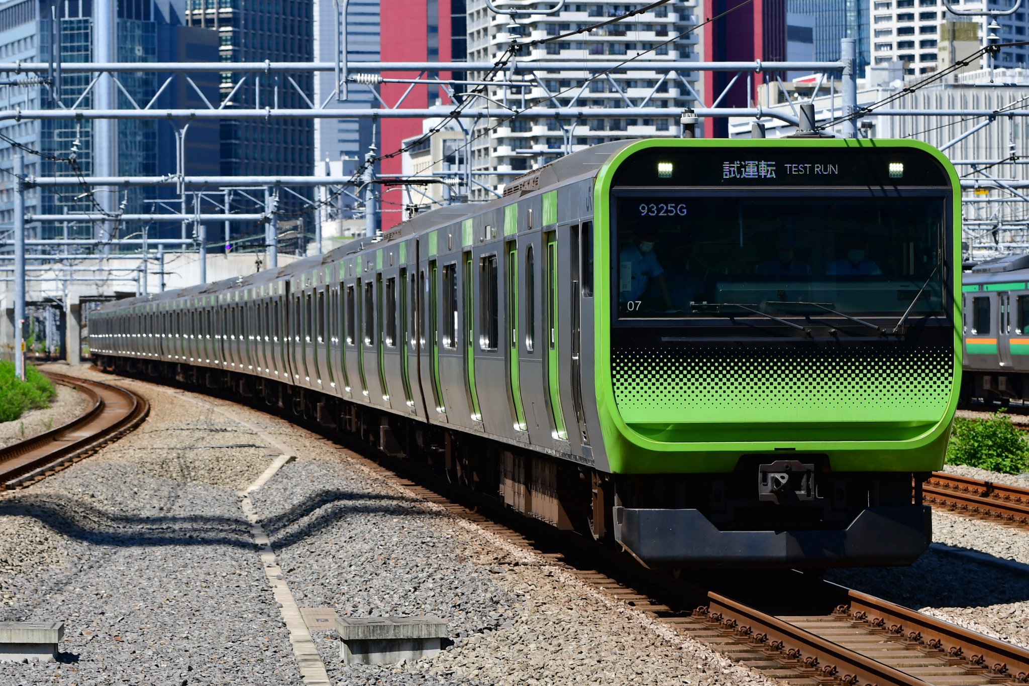 シャララ on Twitter: "山手線 試運転 試9325G E235系トウ07編成 2023/7/6 https://t.co/IwbNiclqDR" / Twitter