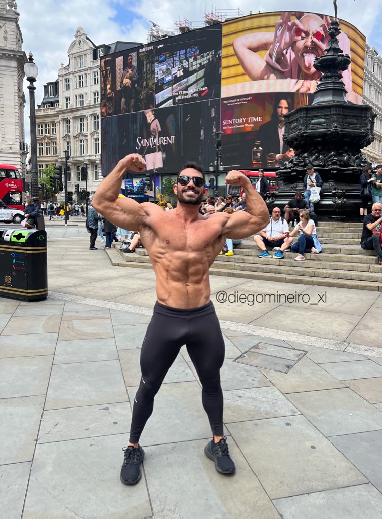 Diego Mineiro XXL on Twitter: "ARRIVED LONDON 🇬🇧 EMPLOYEES CALL IN DM !!! INDICATION PUT THE ...