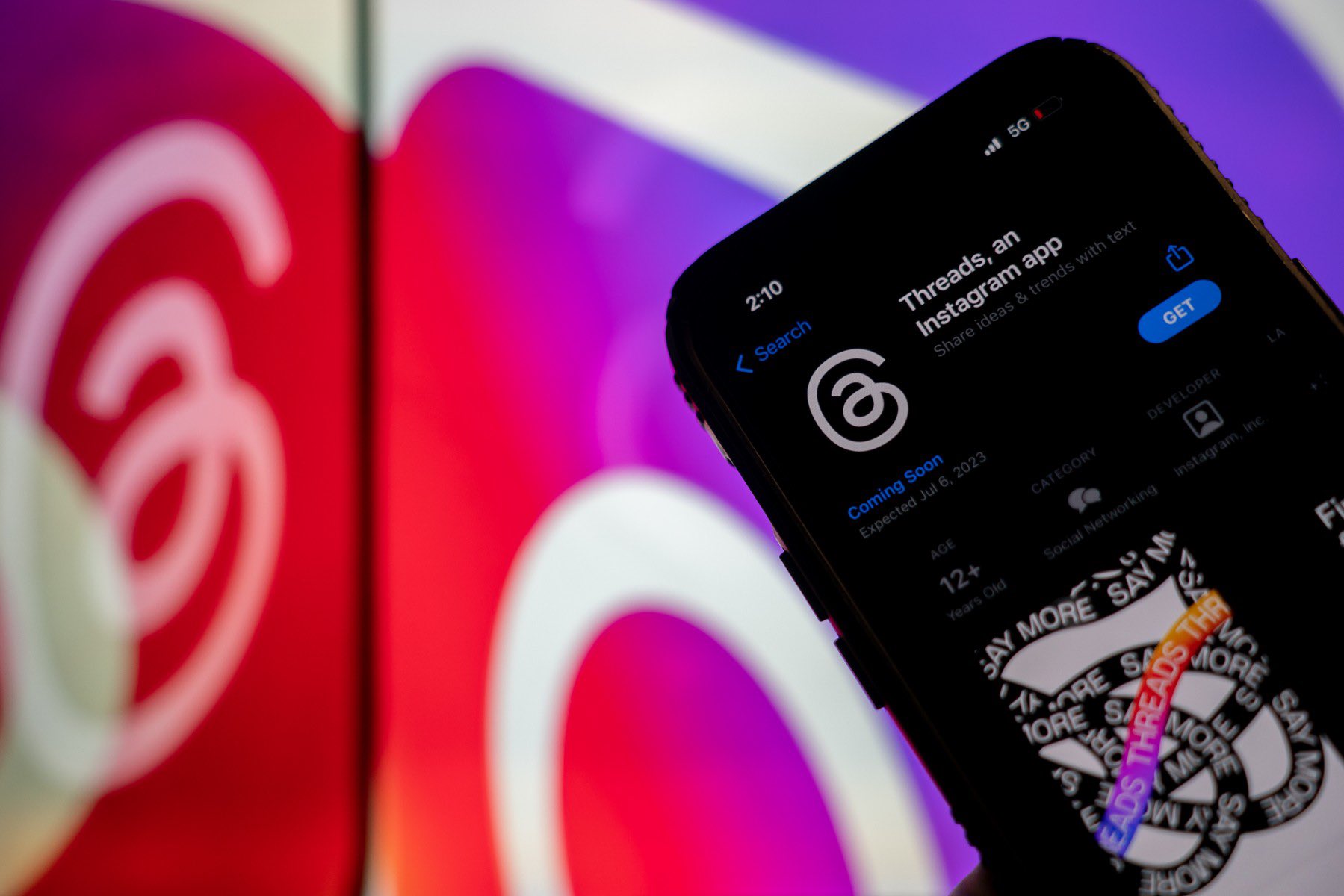 Alex Rosen on Twitter: "Meta’s “Threads” app is basically a carbon-copy of Twitter with added ...