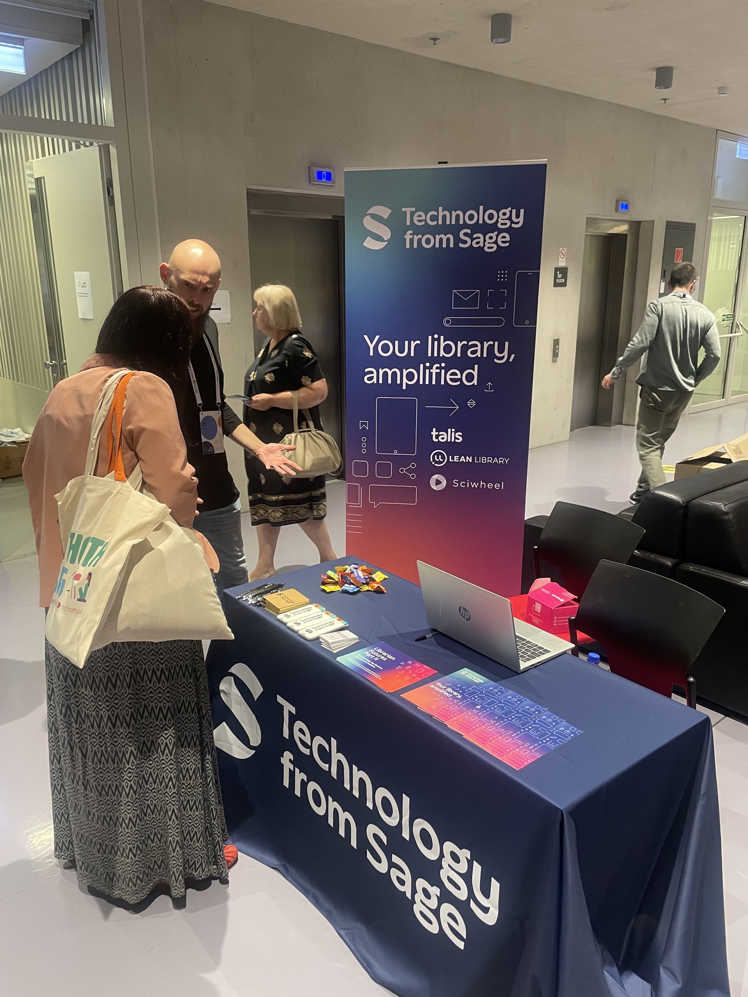 Lean Library on Twitter: "We're looking forward to another day at @LIBERconference in Budapest ...