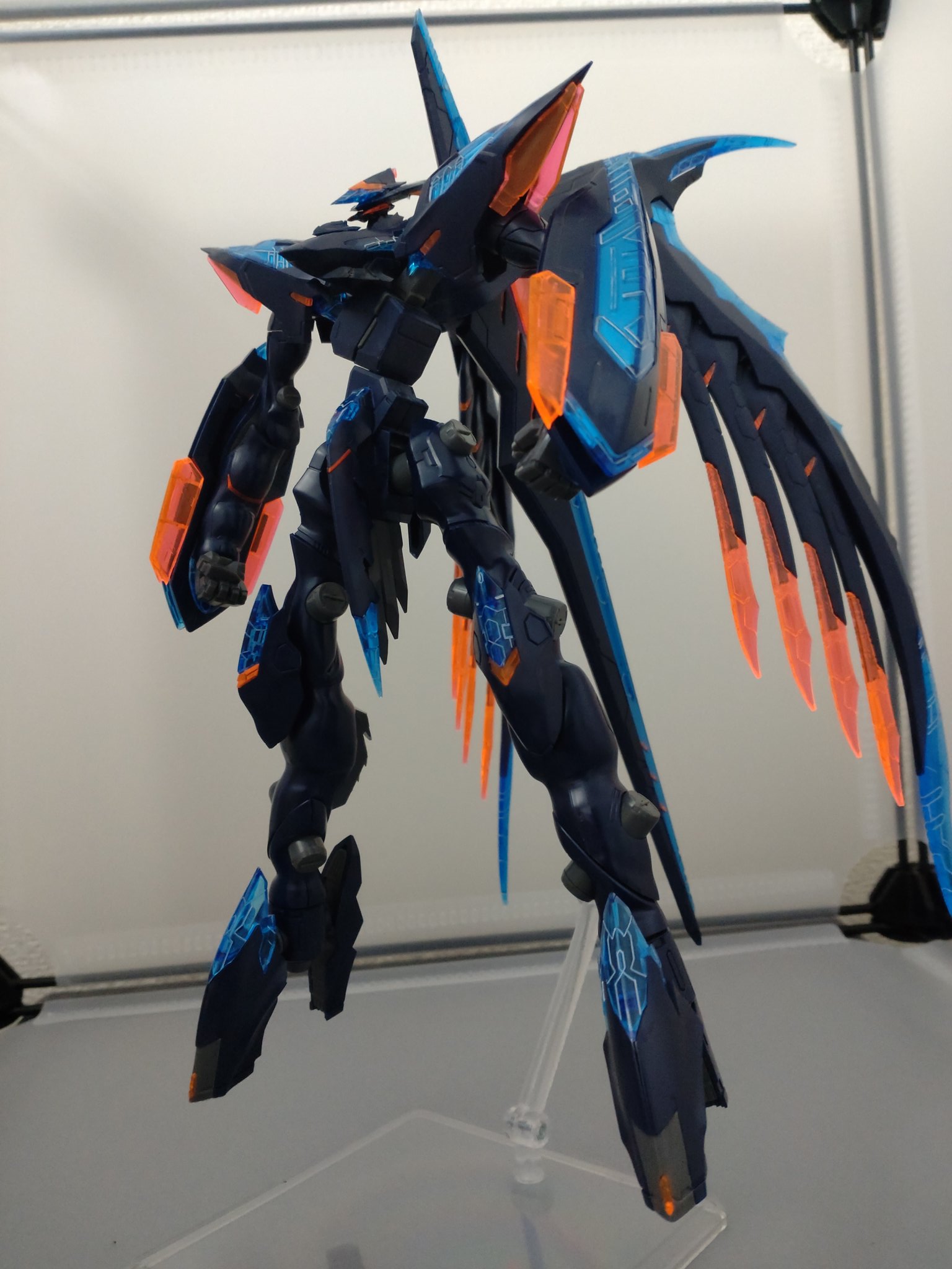 にしのうみ on Twitter: "MODEROIDマークアレス完成しました！ マークニヒト、マークザインと続き3体目のMODEROIDファフナーシリーズですね ニヒトやザインと違ってクリア ...