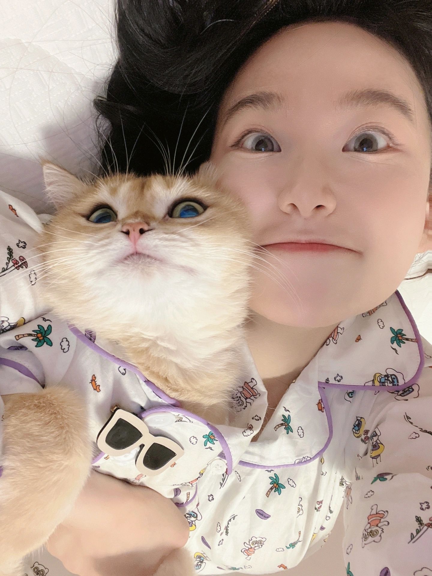 Xiao Zai 旺小仔💯 on Twitter: "Good night. 和我的头胎大女儿睡觉觉咯 https://t.co/6m4Y6NIrHT" / Twitter