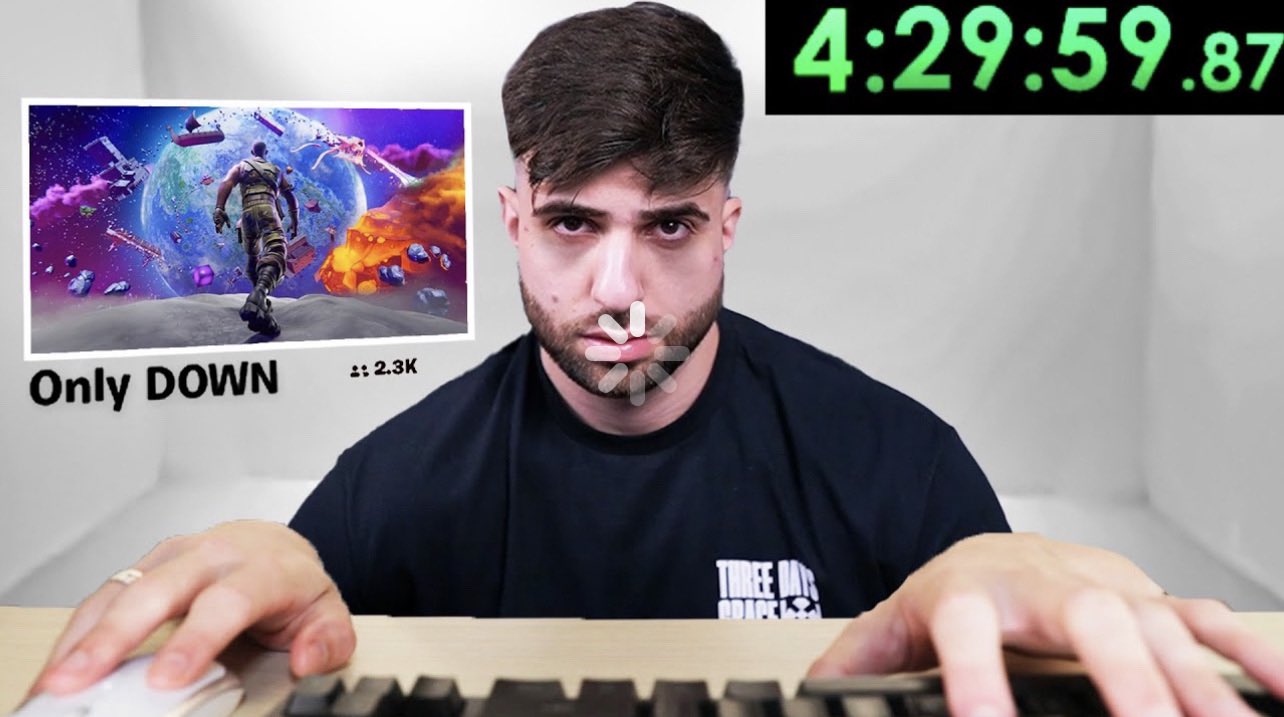 Reckz 🦖 on Twitter: "Who’s taking the hotter thumbnail pic me or @SypherPK ?!? https://t.co ...