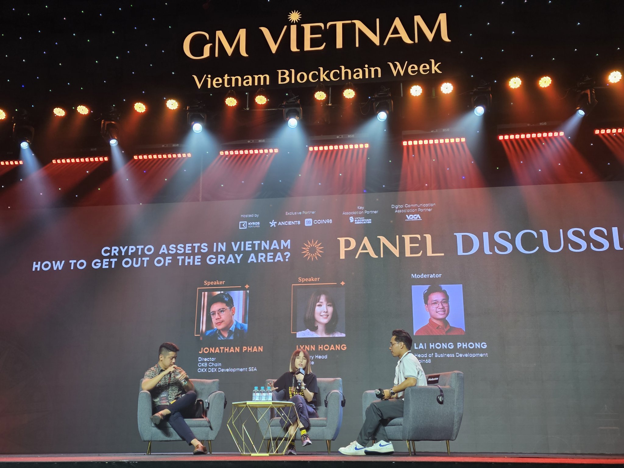 GM VIETNAM (🌞,🇻🇳) | Vietnam Blockchain Week on Twitter: "💡Illuminate the gray area in crypto ...