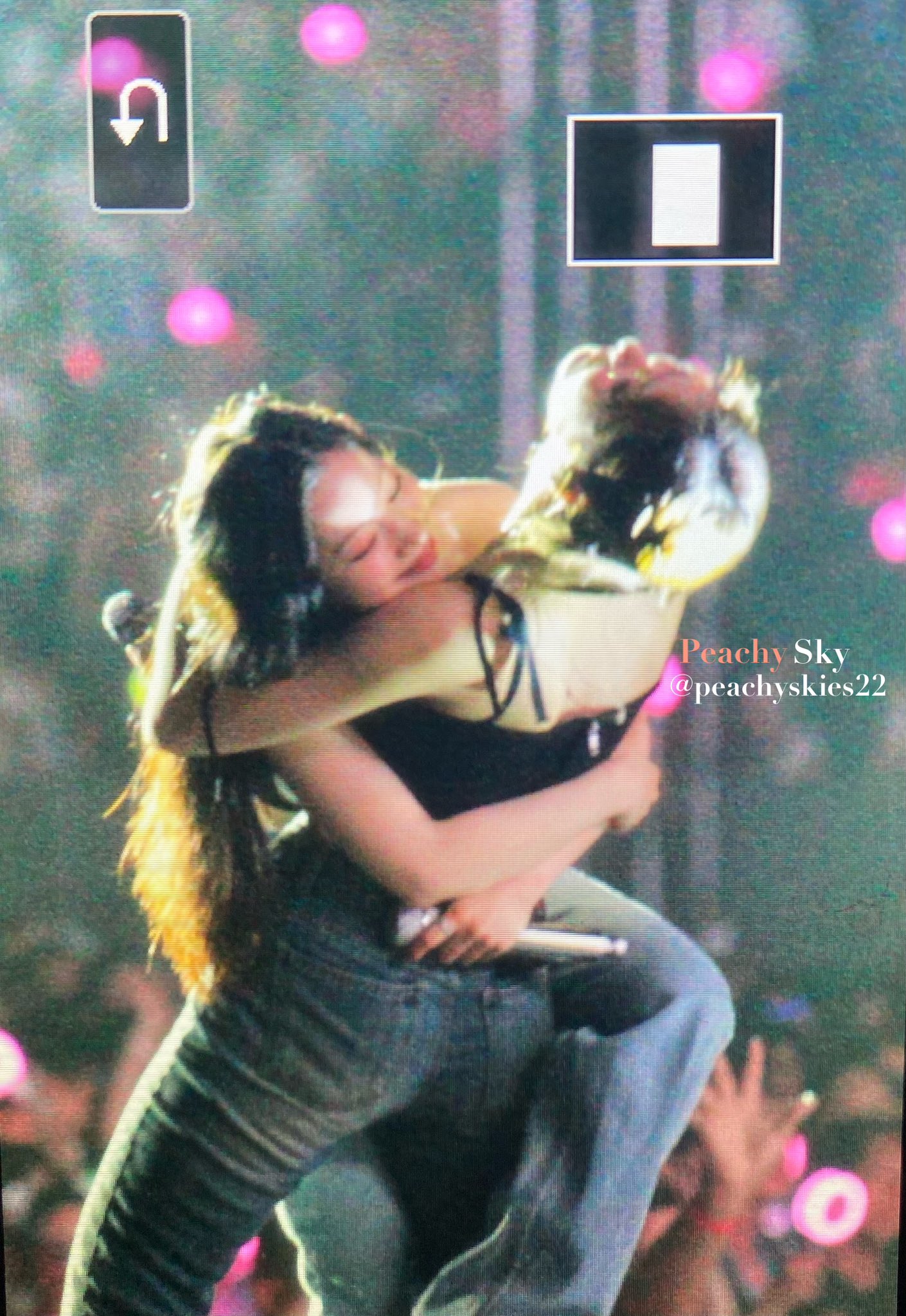 Peachy Sky on Twitter: "230706 MetLife Datzu 🥰🥰 #READYTOBE_IN_NEWJERSEY #TWICE_5TH_WORLD_TOUR # ...