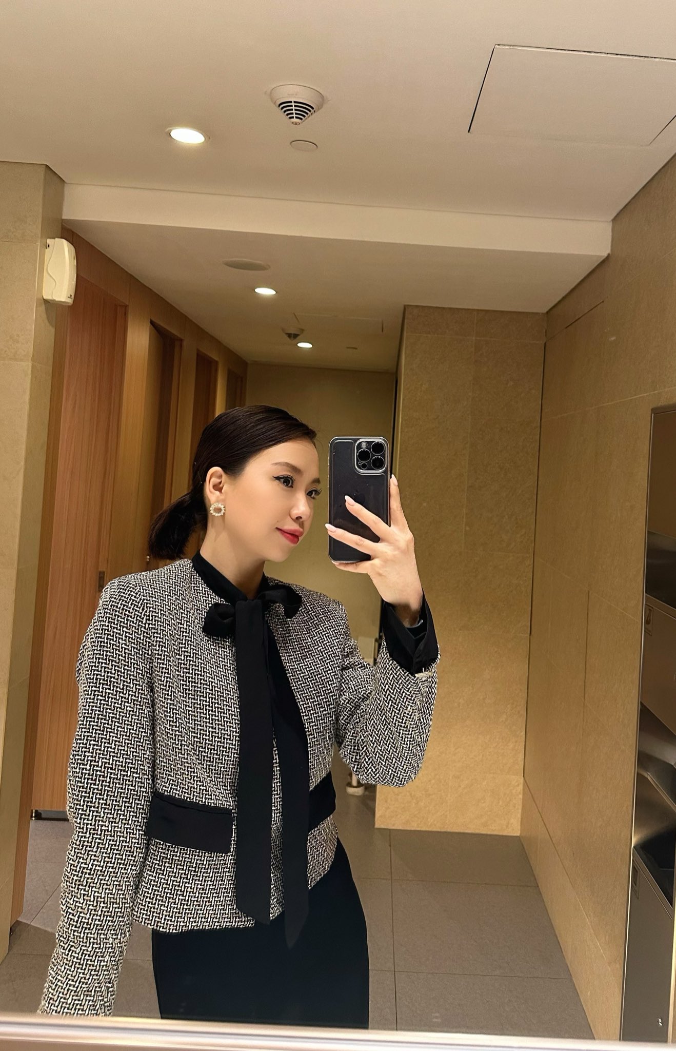 Anuka Ujin On Twitter Наадмын урт амралтаас өмнө цалингаа амралттайн