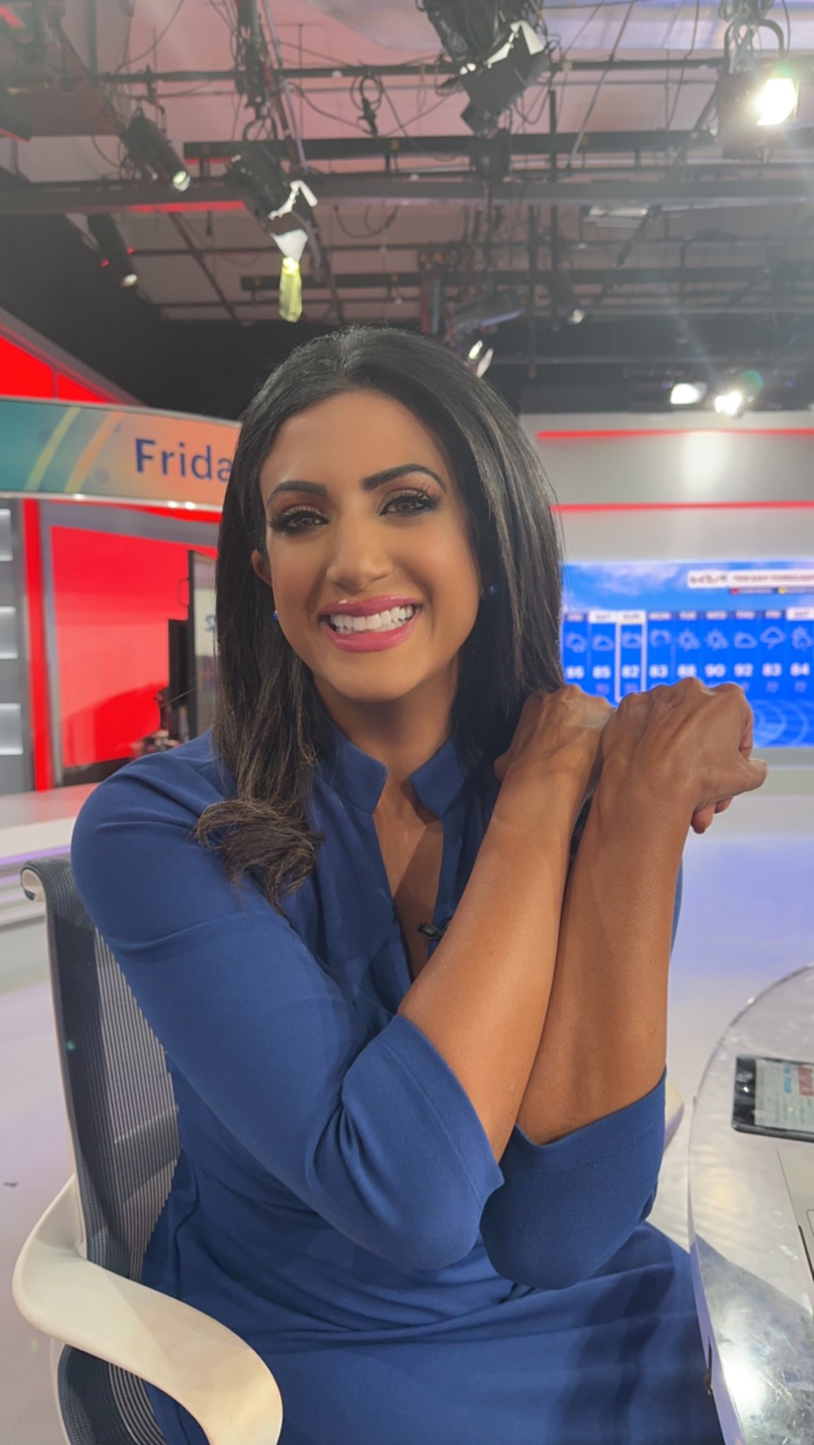 Syma Chowdhry on Twitter: "Well.. my arms are “so dark” because it is Summer & I play outside ...