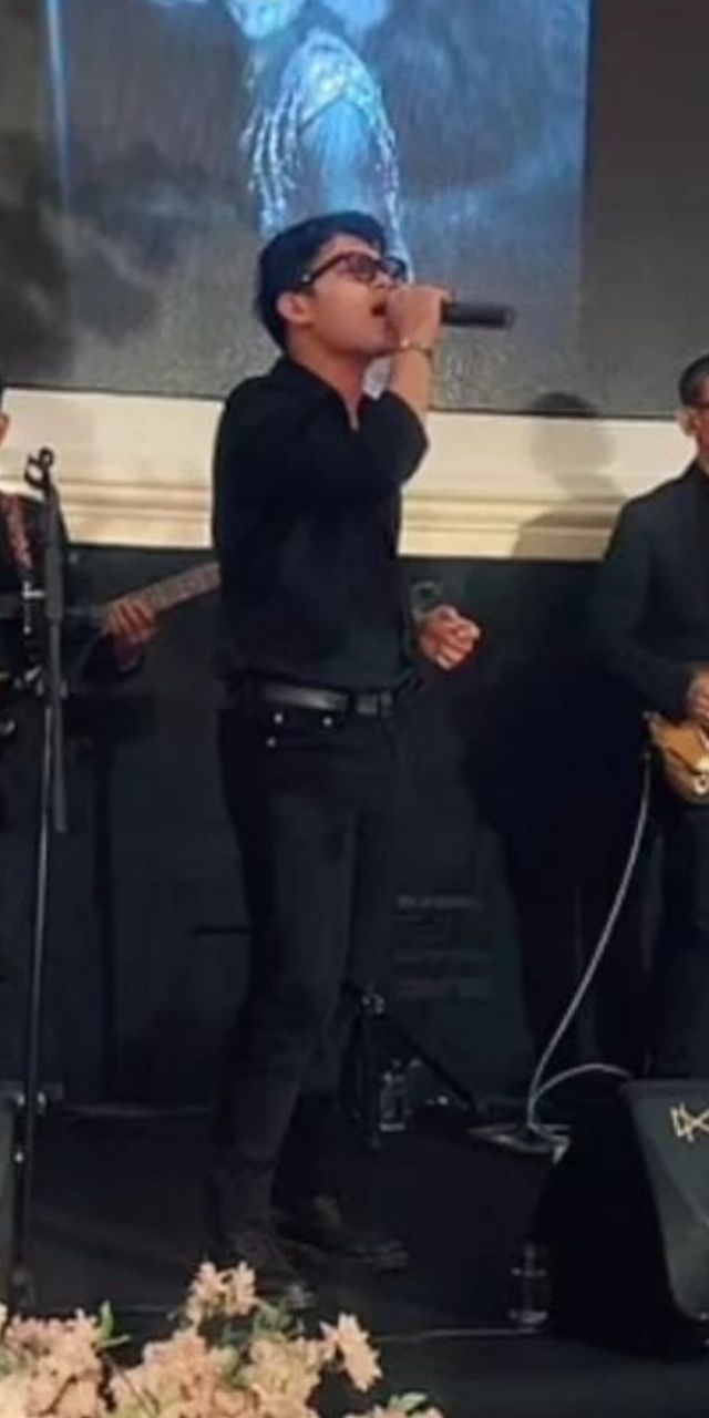 Abah Salmon on Twitter: "Gua tahu kalian anti romance, jadi gue sumpahin moga suatu hari nanti ...