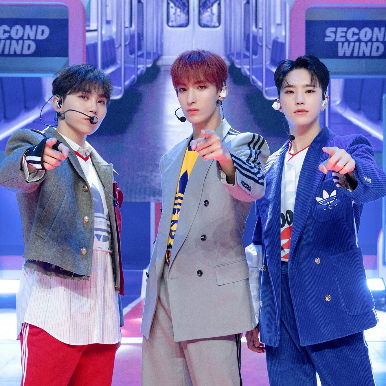 애리☁️stream FML‼️ on Twitter: "@kchartsmaster #1 BSS - Fighting #3 SEVENTEEN - Super @pledis_17 🔥 ...